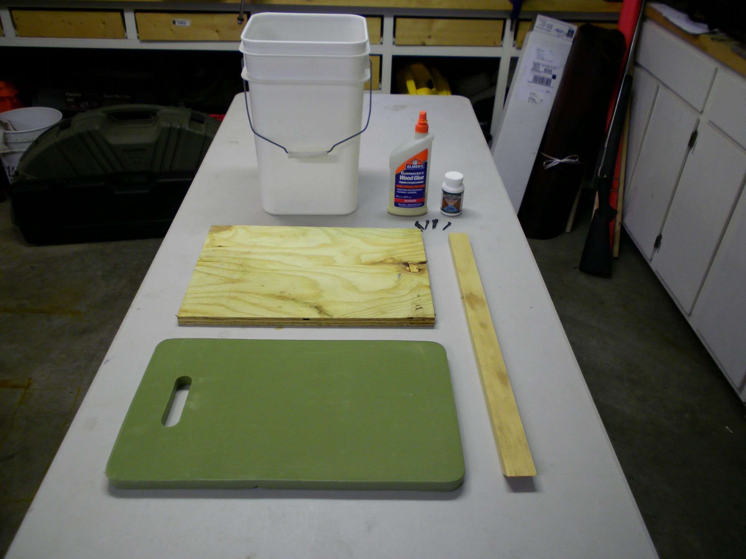 Fishing Bucket Seat &Tackle Box : 10 Steps (with Pictures) - Instructables