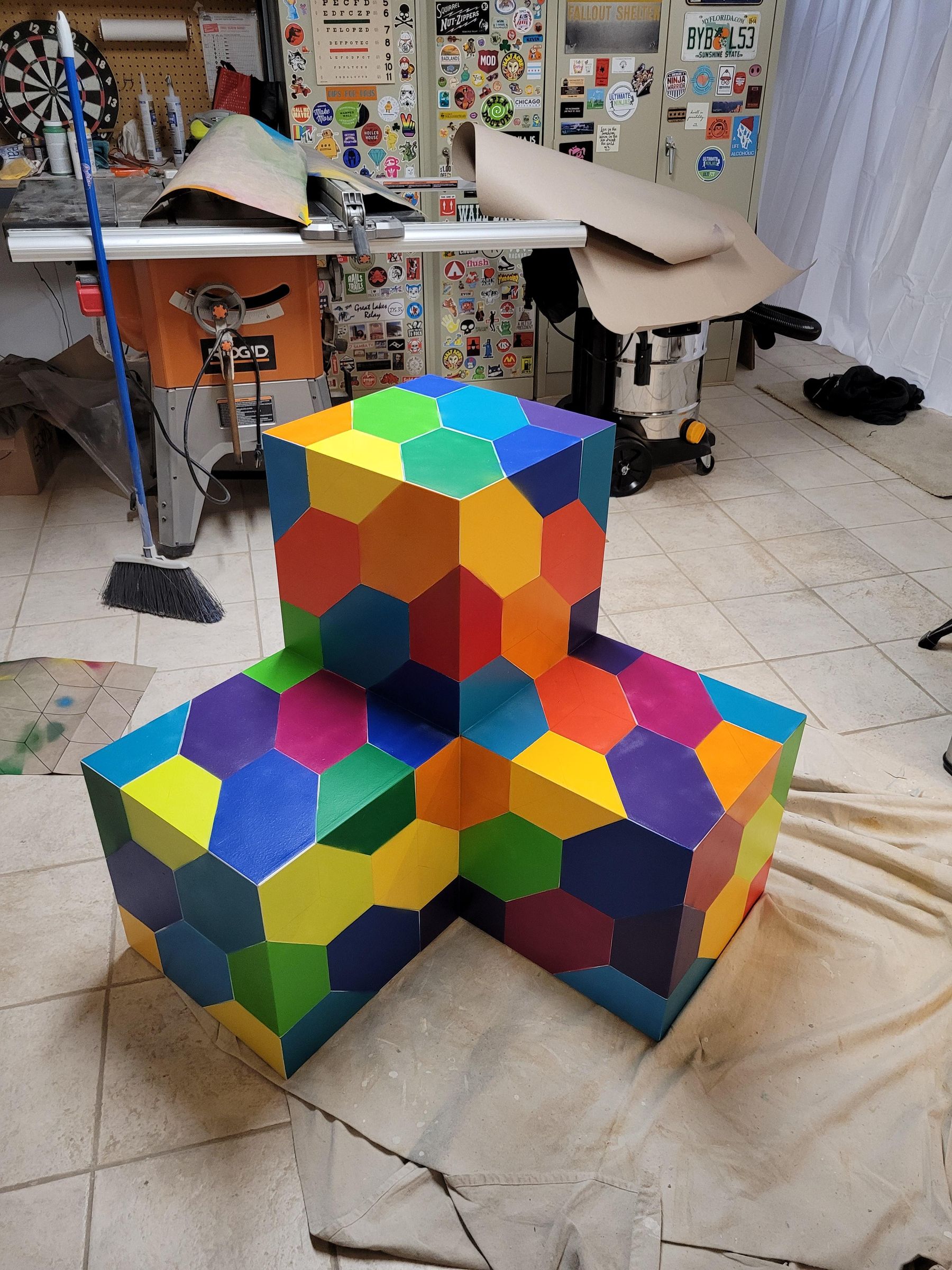 Rainbow Cubes Photo Backdrop : 6 Steps (with Pictures) - Instructables