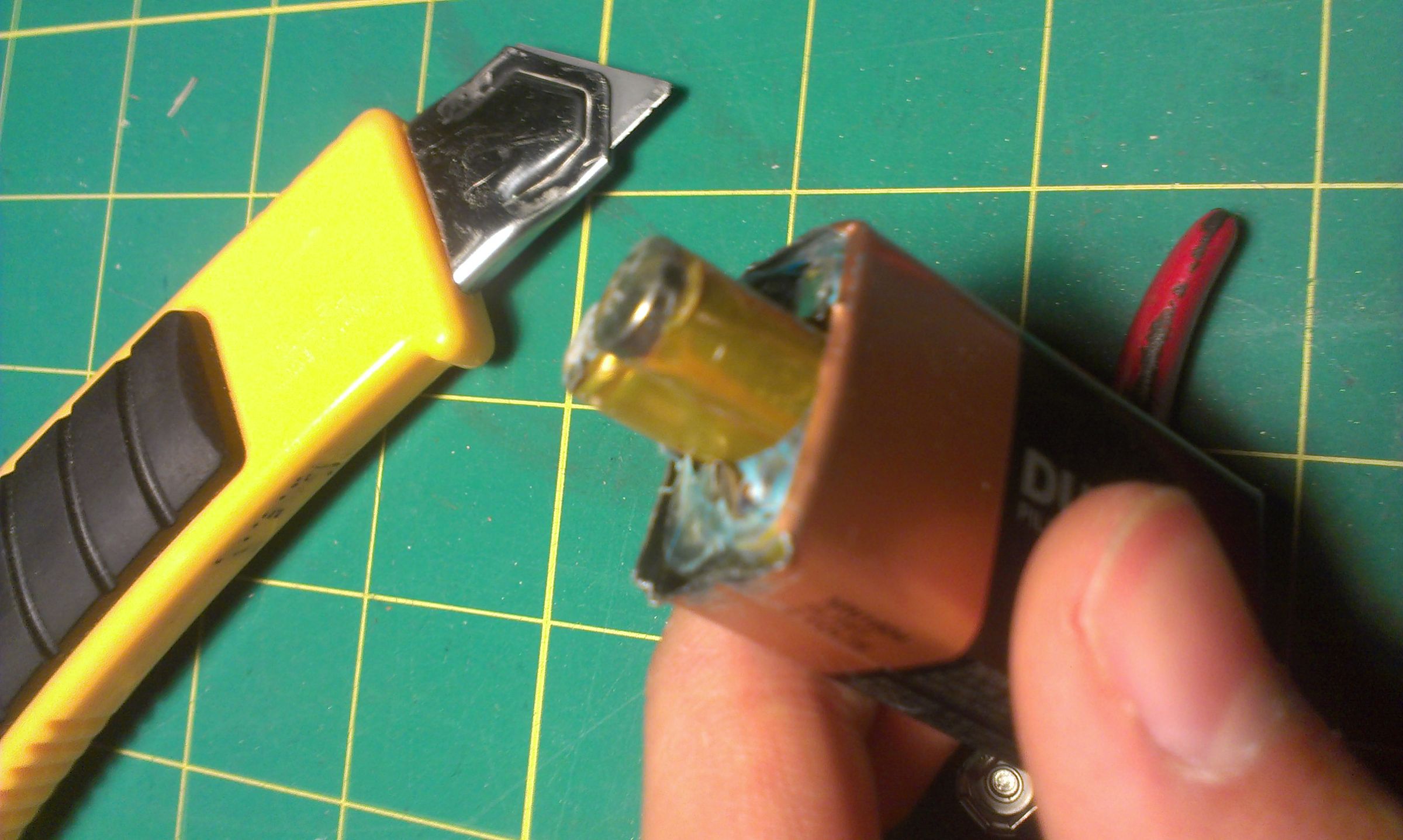 9 Volt Battery Secret Compartment : 5 Steps - Instructables