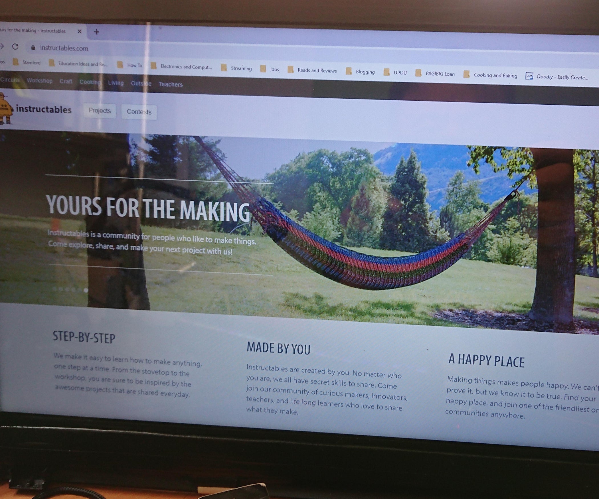 Repurposed Laptop Monitor Version 2.0 : 5 Steps - Instructables