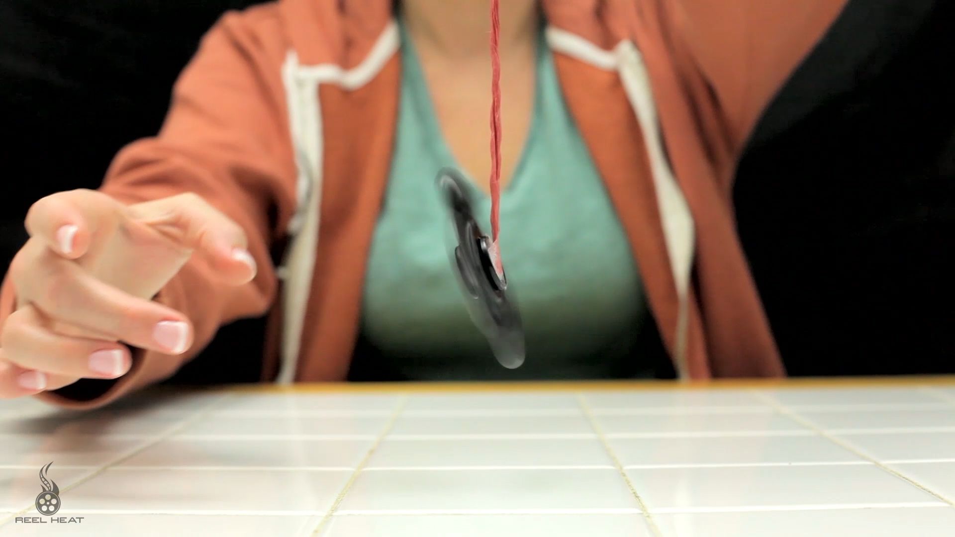 AWESOME FIDGET SPINNER INERTIA TRICKS : 5 Steps (with Pictures ...
