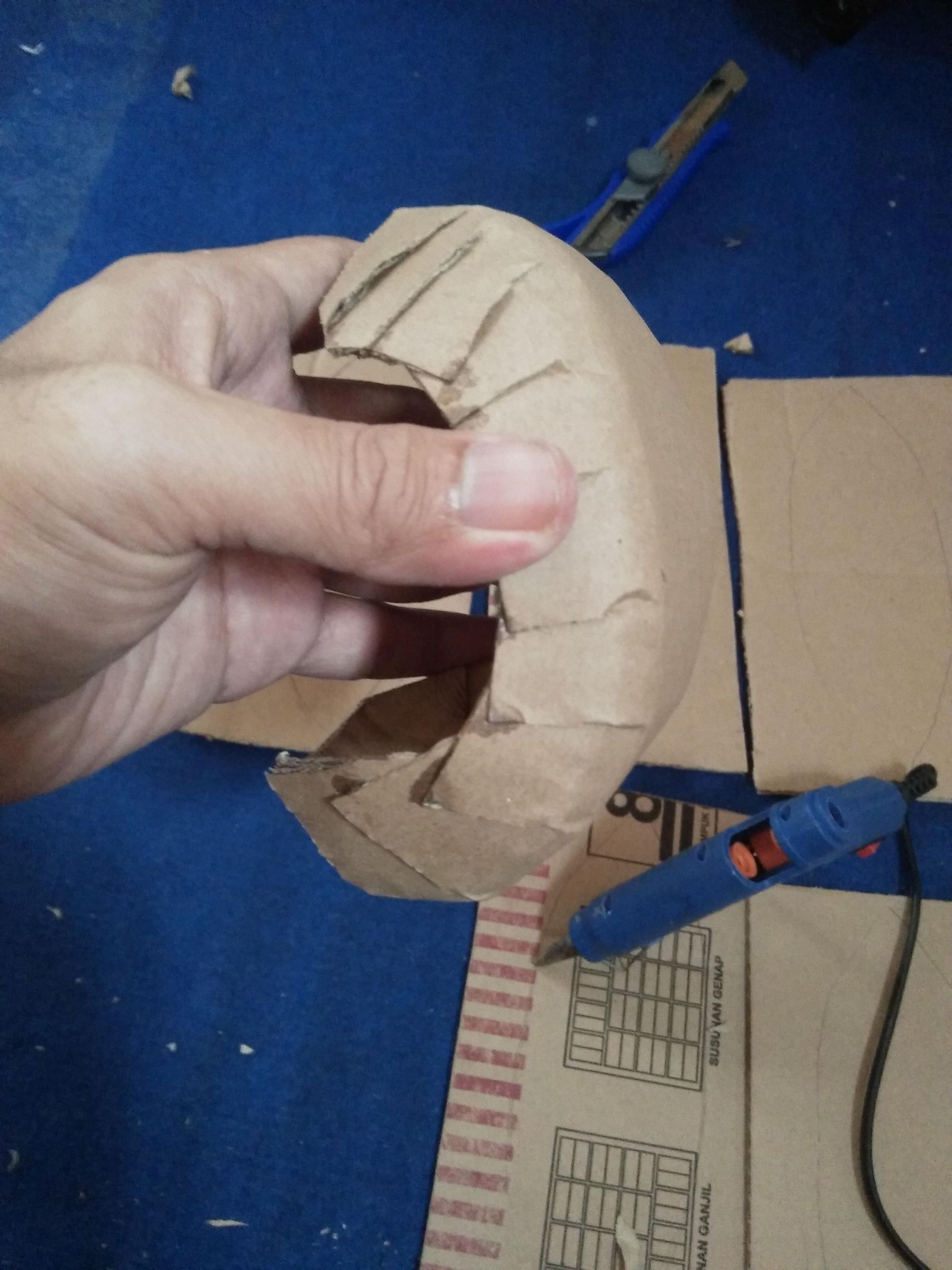 Pumpkin Made From Cardboard : 7 Steps (with Pictures) - Instructables