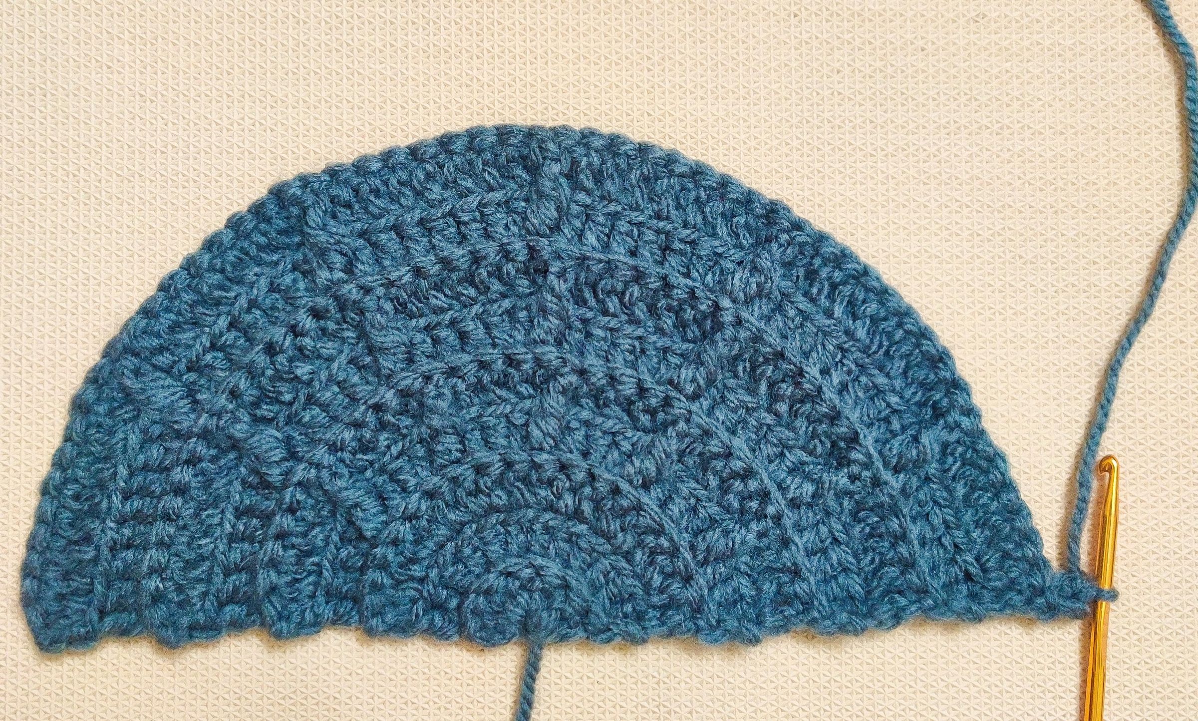 Textured Crochet Half Circle Rug : 18 Steps (with Pictures) - Instructables