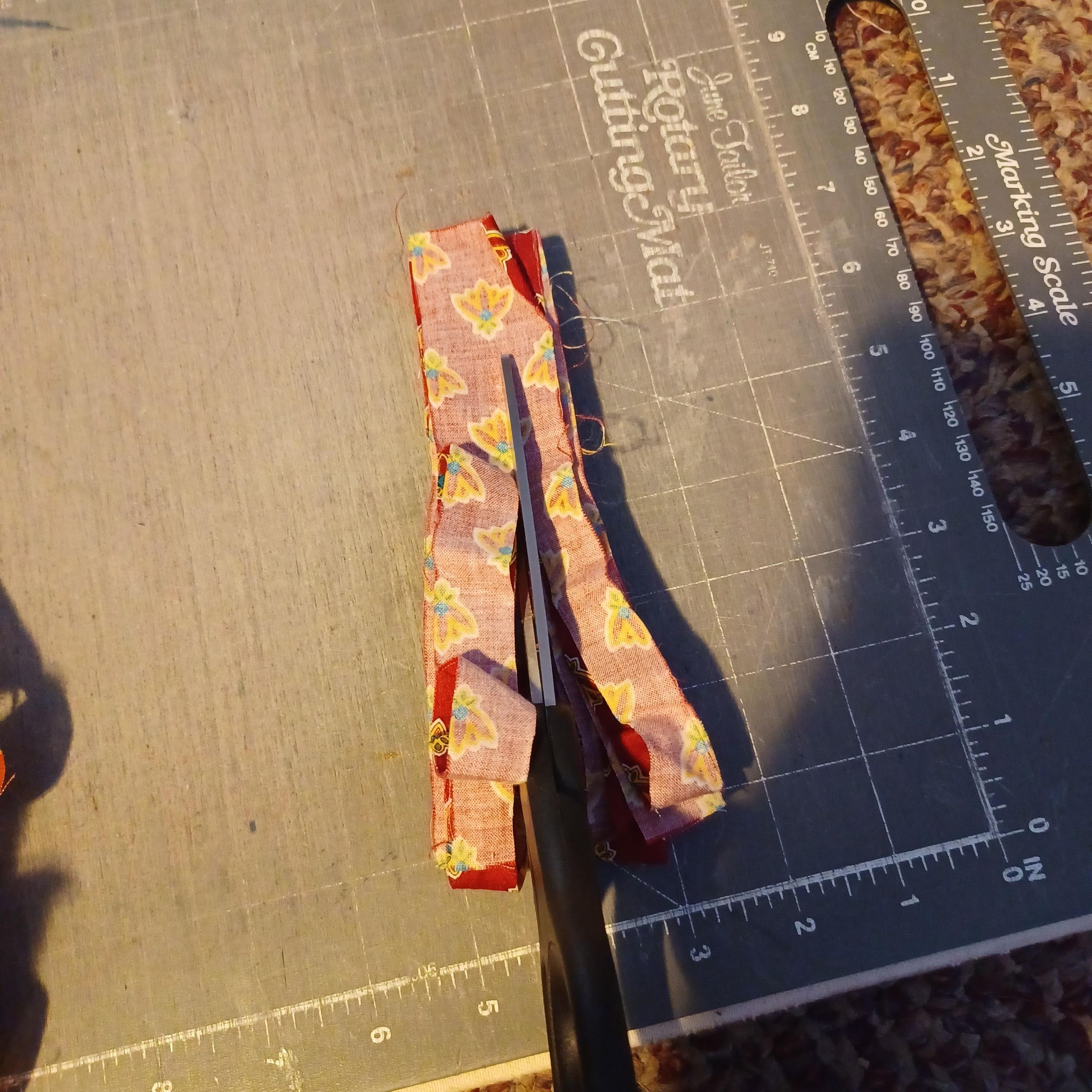 Fabric Yarn : 6 Steps (with Pictures) - Instructables