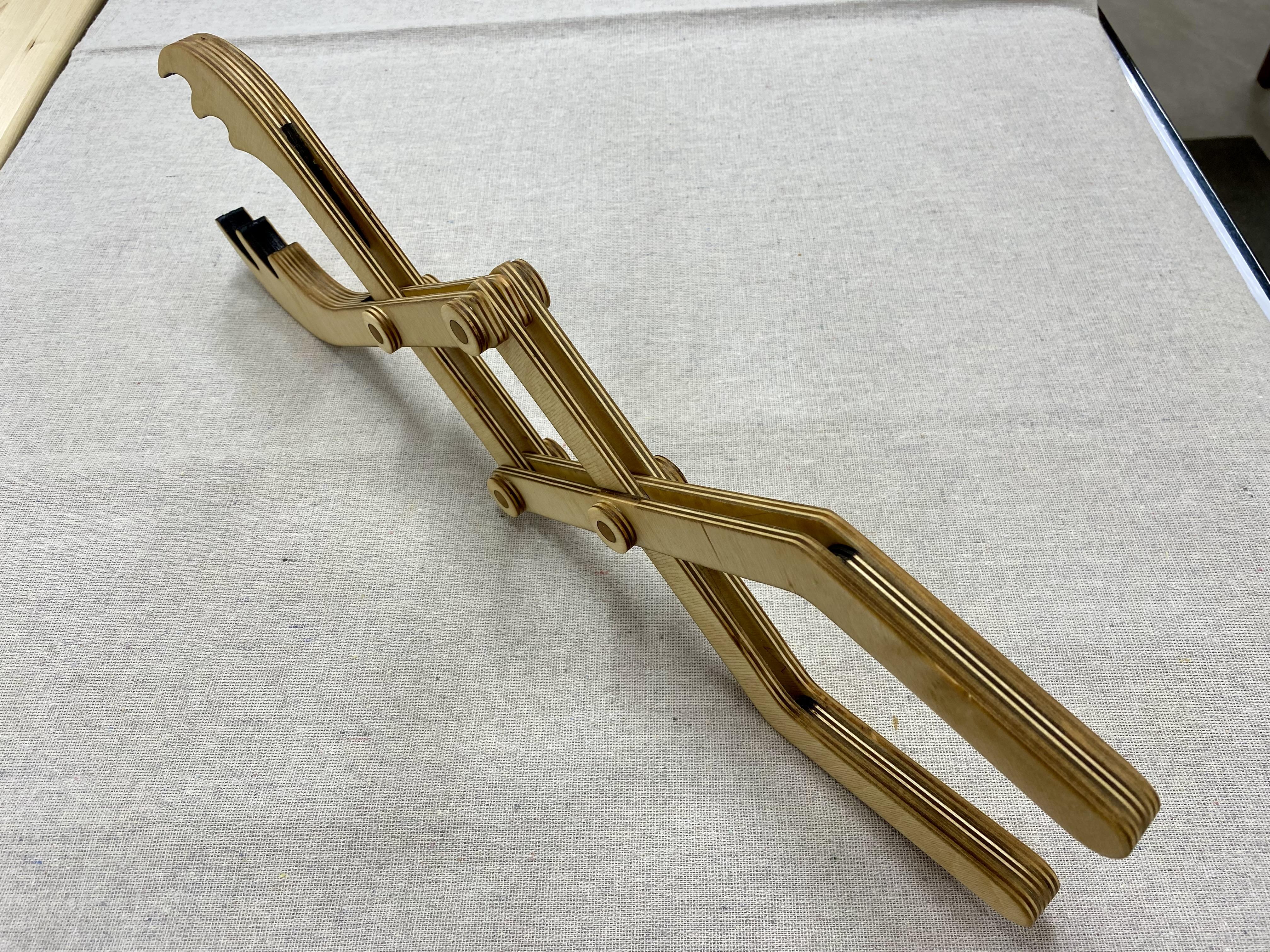 Scissor Arm Grabber Toy : 5 Steps (with Pictures) - Instructables