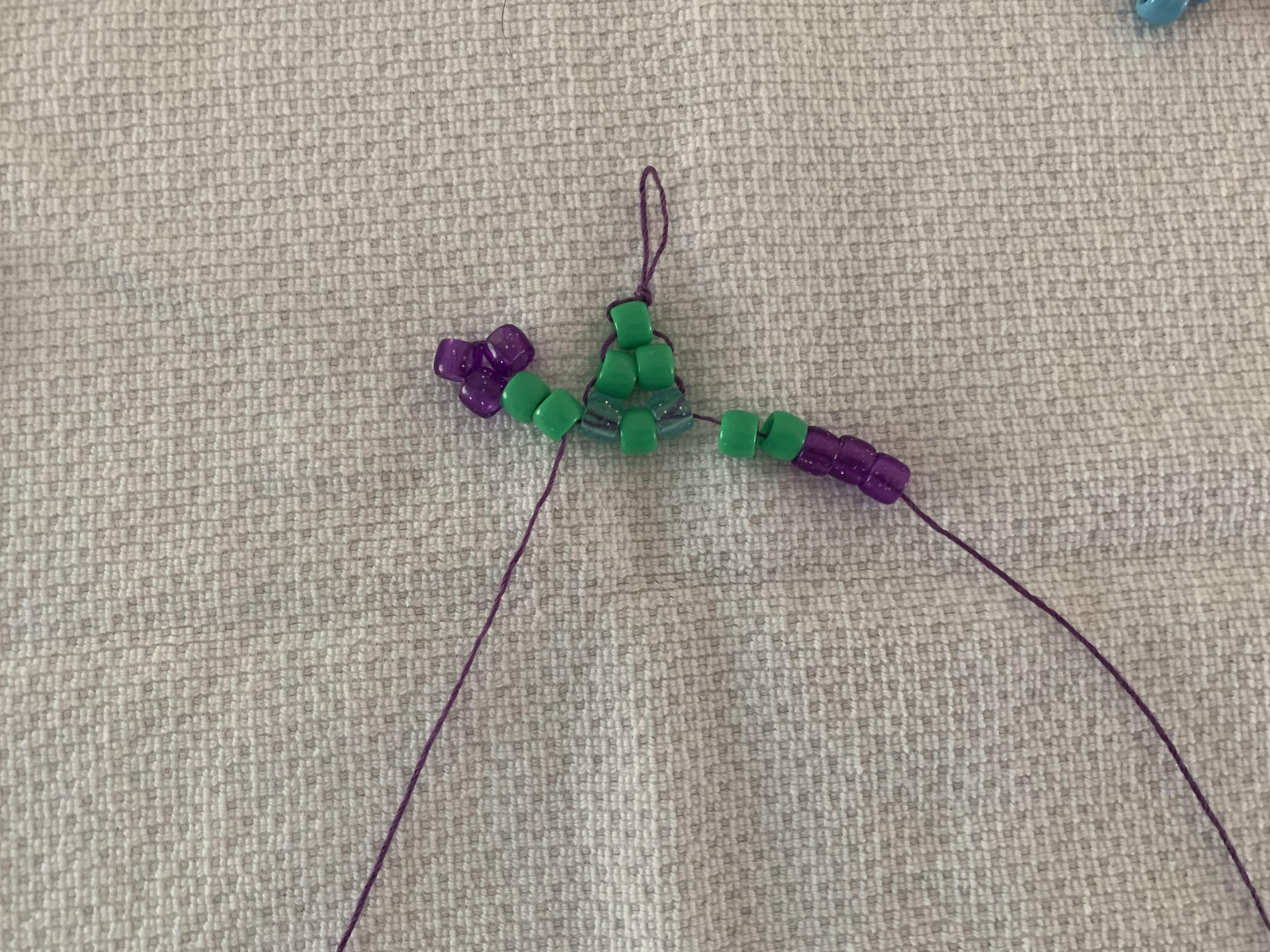 Pony Bead Lizard : 6 Steps (with Pictures) - Instructables