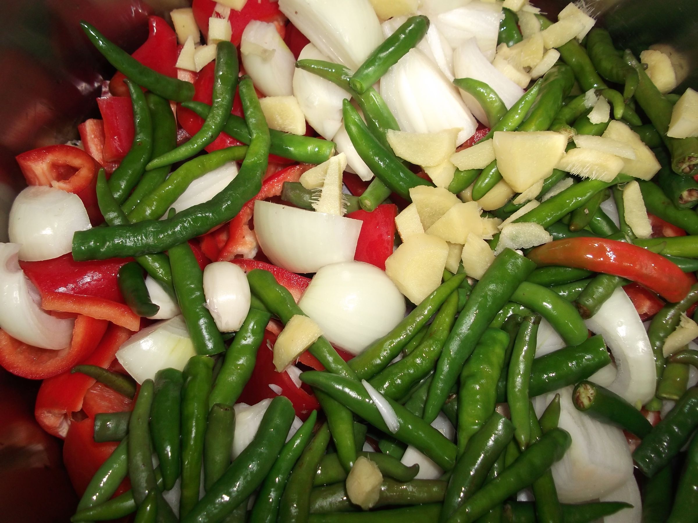 How to Make My Ultimate Hot and Sweet Chilli Garlic Ginger Jam : 4 ...