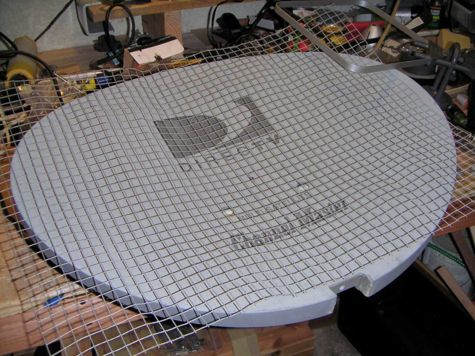 HDTv Antenna on a Direct TV Mount. : 4 Steps (with Pictures ...