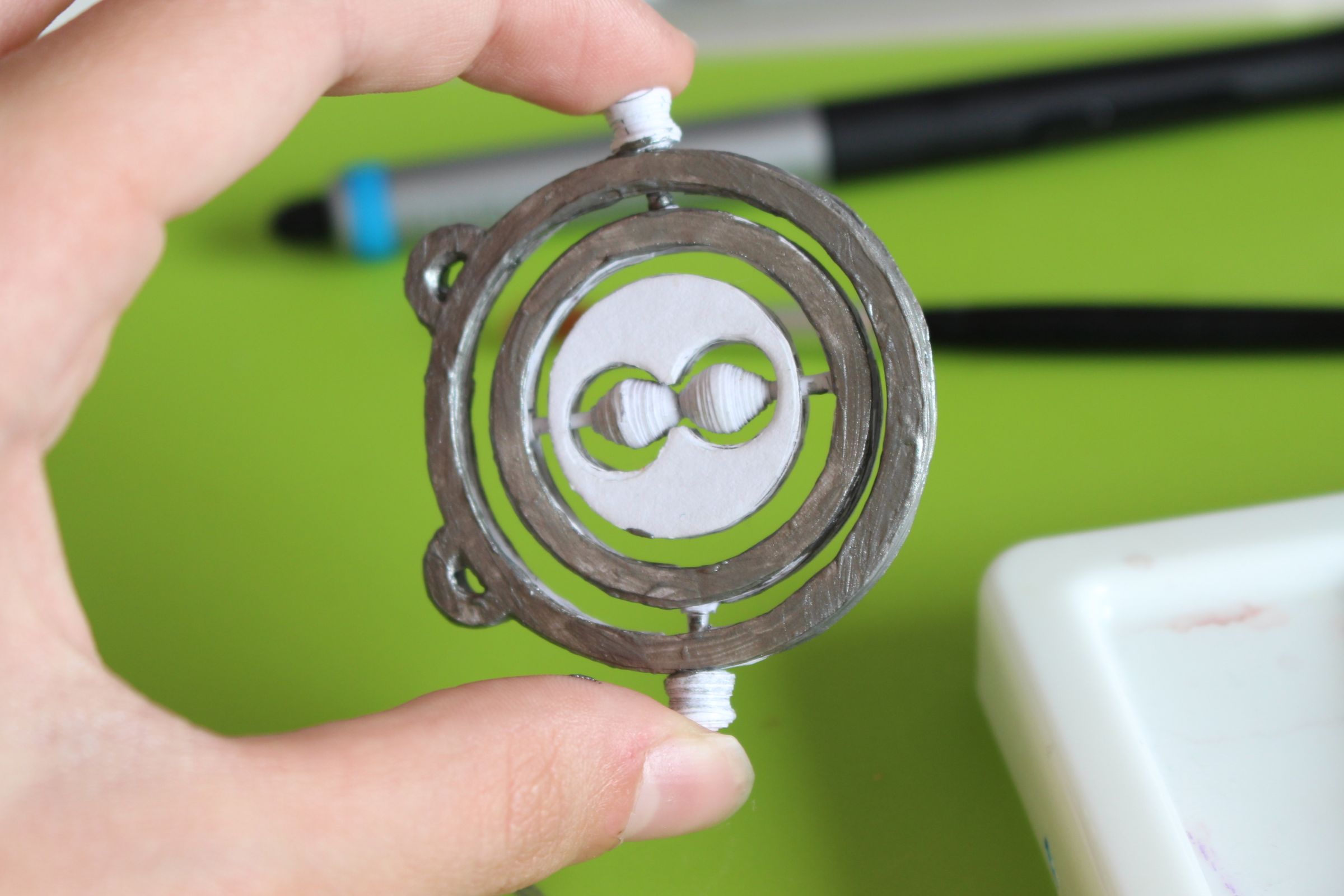Paper Timeturner Necklace : 35 Steps (with Pictures) - Instructables