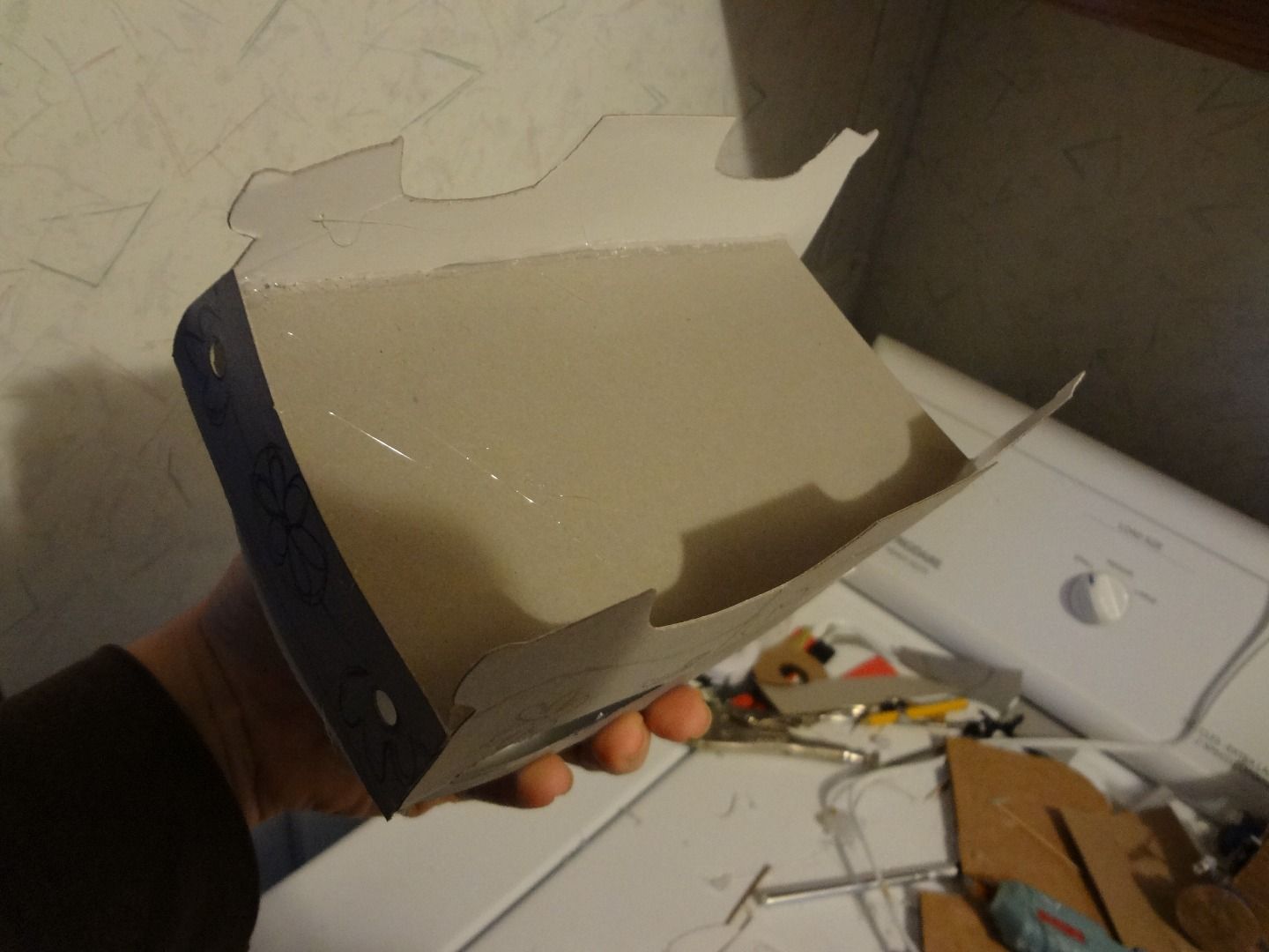 Scooby Doo Cardboard Electric Mystery Machine : 5 Steps - Instructables
