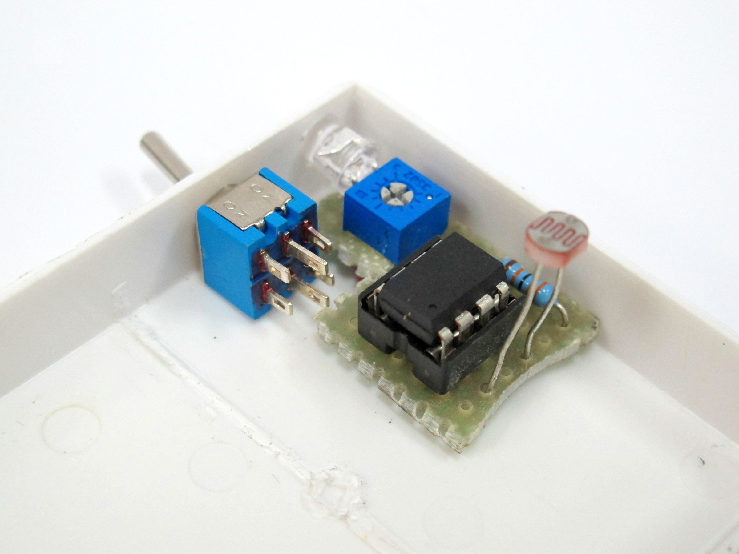 Fridge Door Detector Alarm : 13 Steps (with Pictures) - Instructables