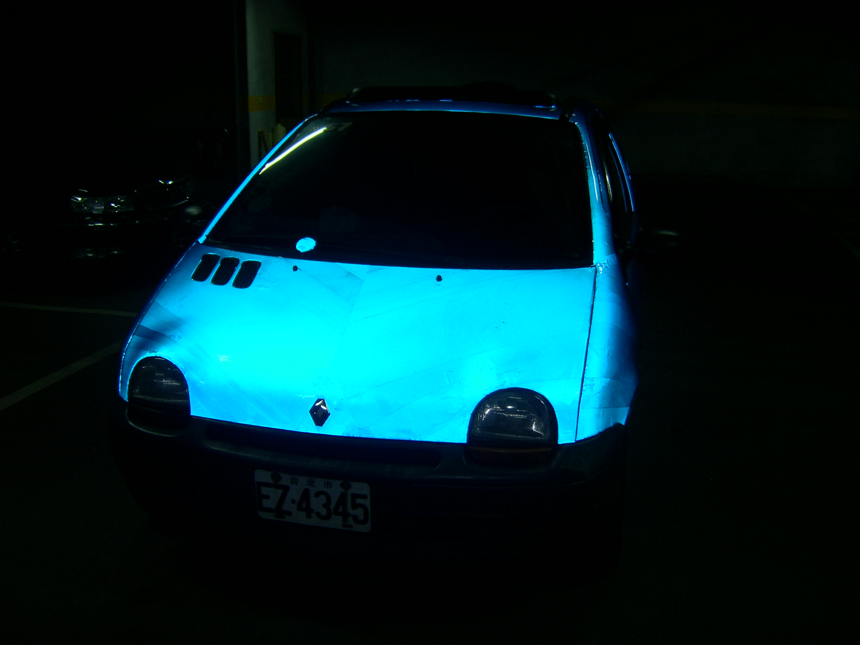 Retroreflective Material on Your Car Within 20 USD : 6 Steps (with ...