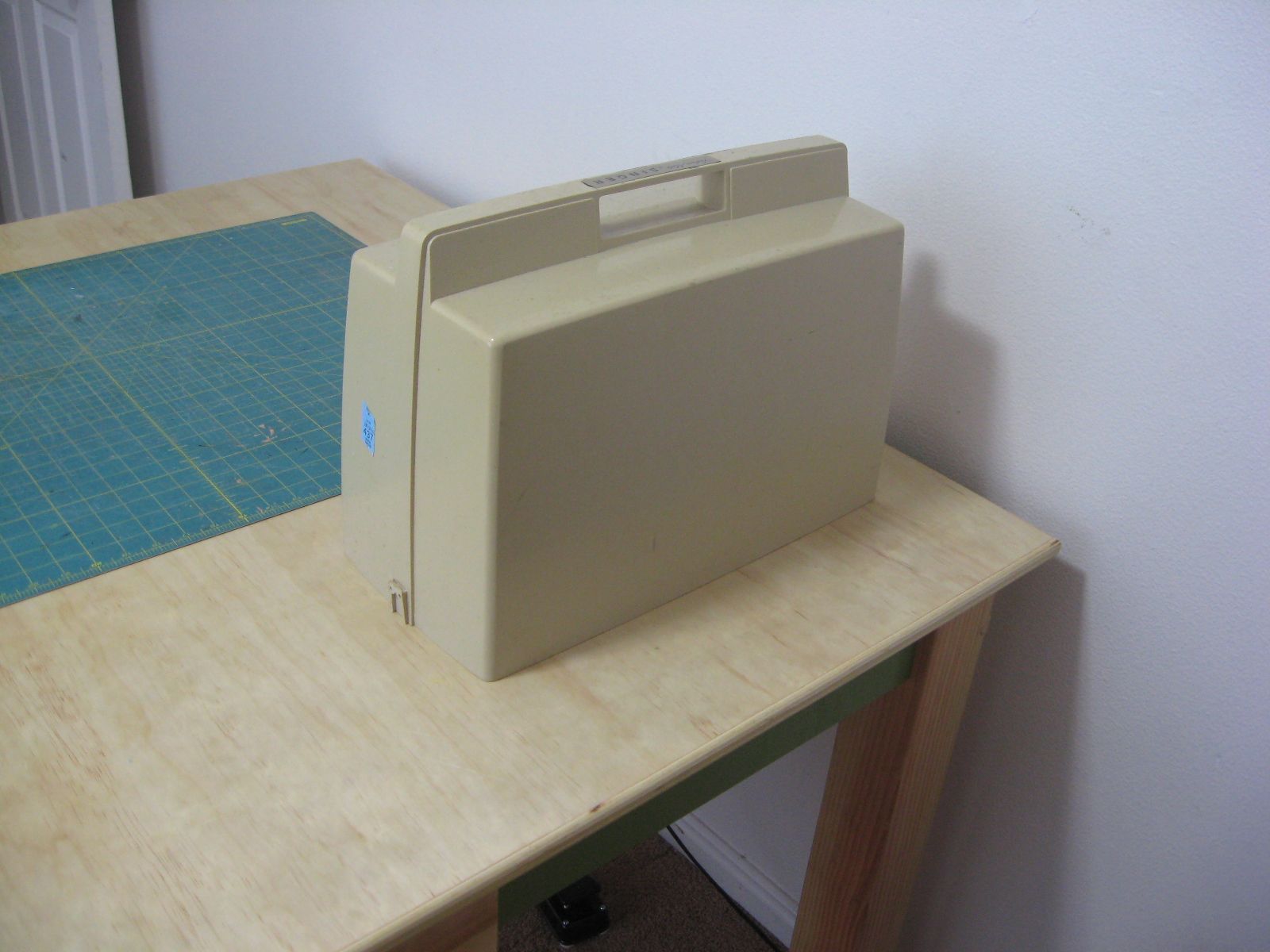 Make a Custom Sewing Table : 9 Steps (with Pictures) - Instructables