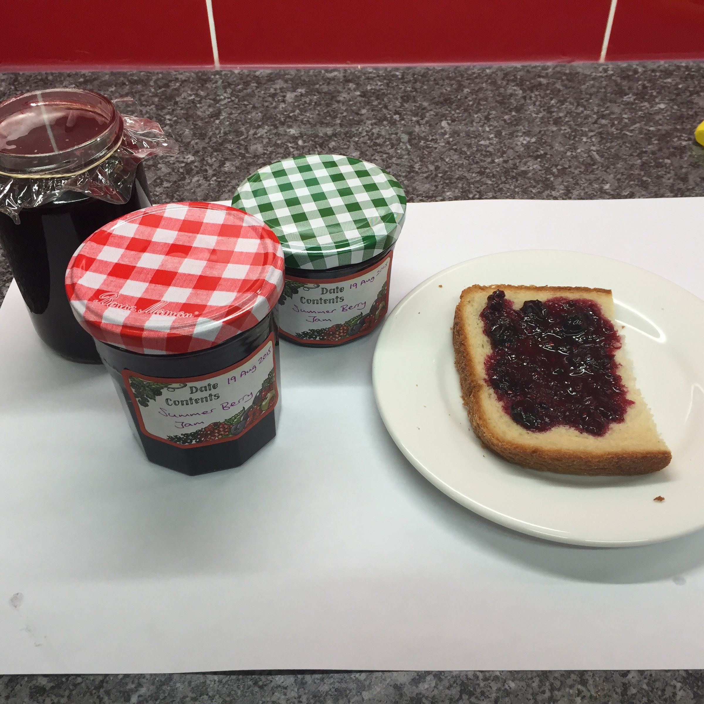 Summer Berry Jam : 4 Steps (with Pictures) - Instructables