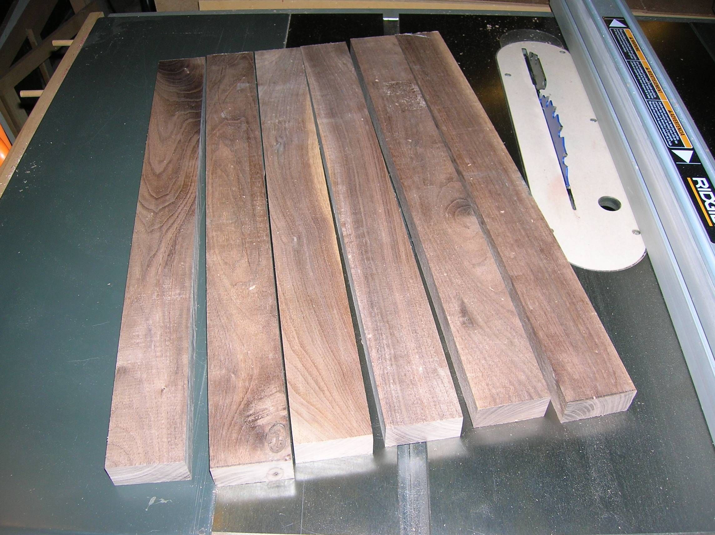 A Unique Style of Cutting Board : 28 Steps (with Pictures) - Instructables