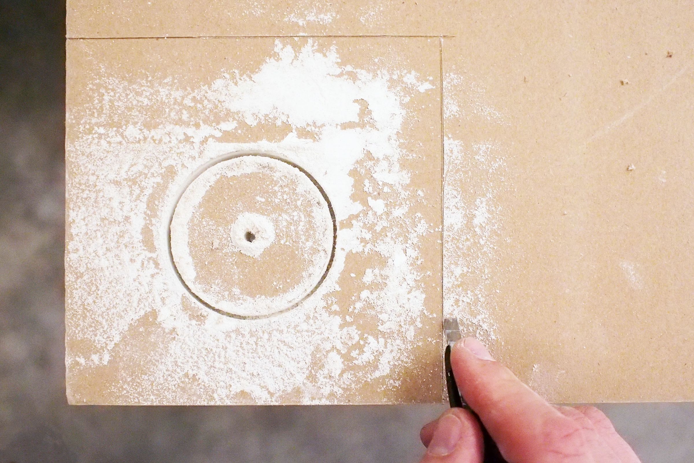 Fix a Hole in Drywall : 13 Steps (with Pictures) - Instructables
