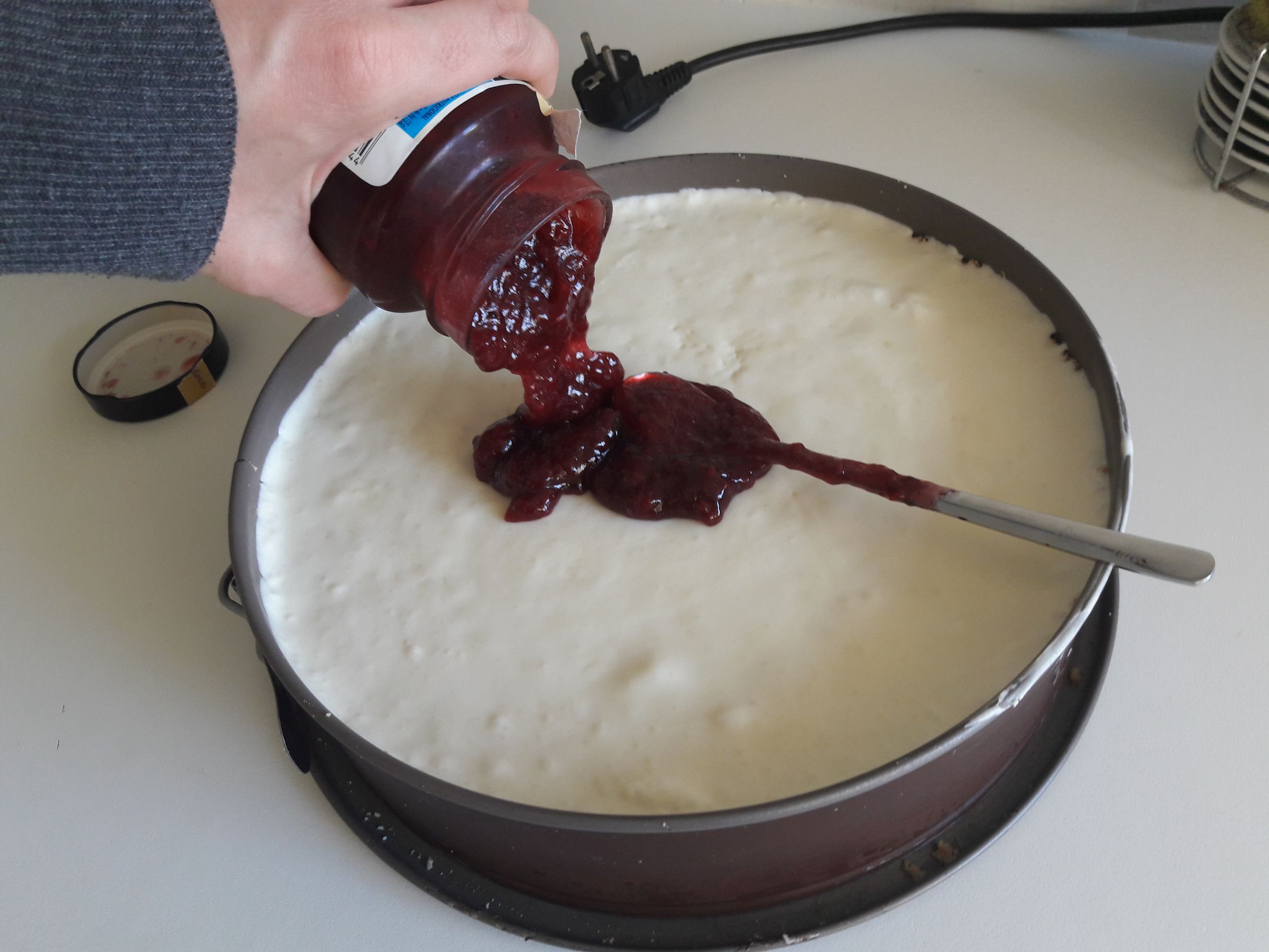 Red Fruit Cheesecake: Culinary Perfection Through Science : 7 Steps ...