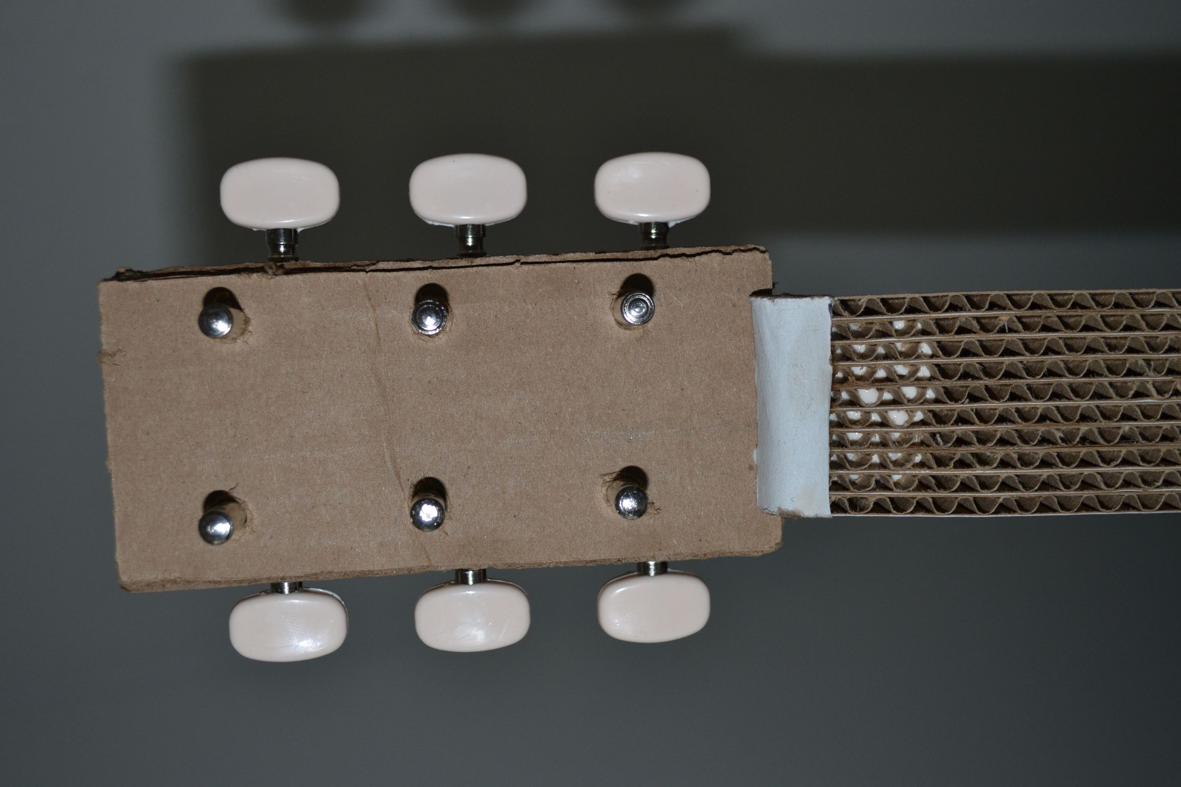 Cardboard Electric Guitar : 12 Steps (with Pictures) - Instructables