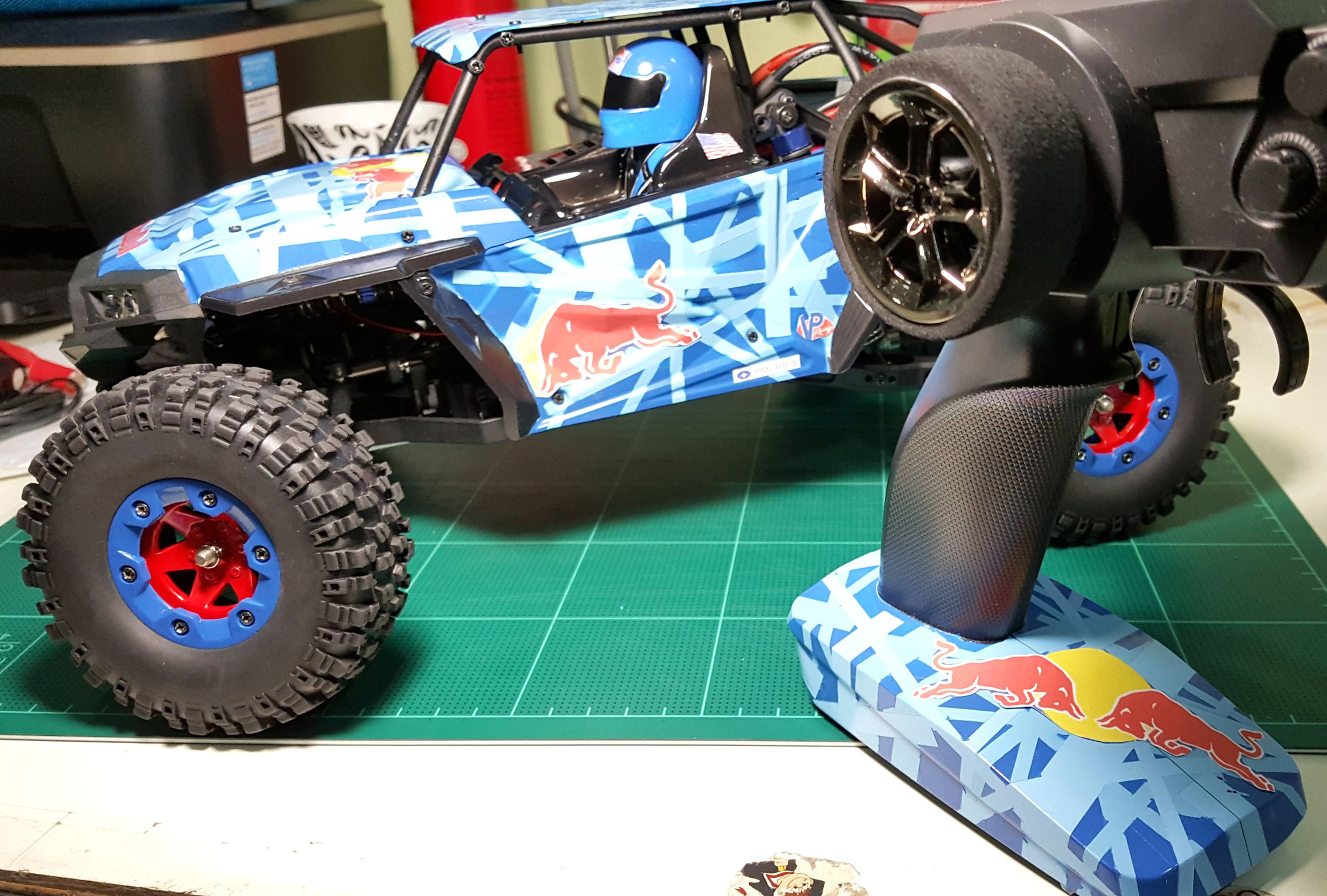 Red Bull RZR : 3 Steps (with Pictures) - Instructables