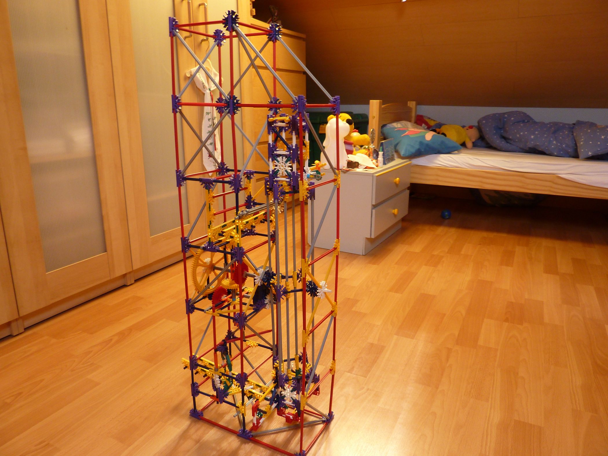 Spinning Freefall Lift, a Knex Ball Machine Lift : 11 Steps - Instructables