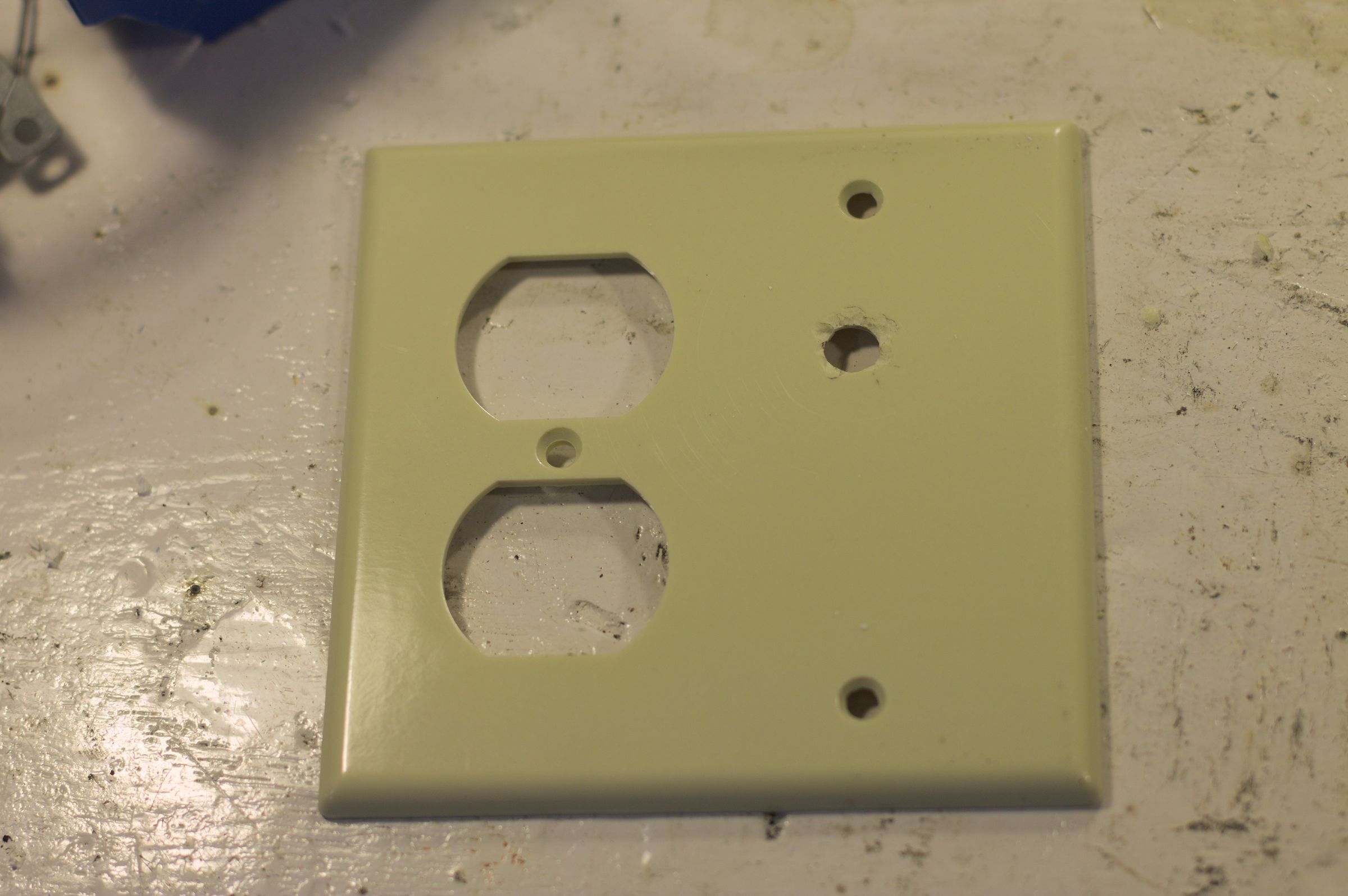 Thermostat-controlled Outlet : 9 Steps (with Pictures) - Instructables