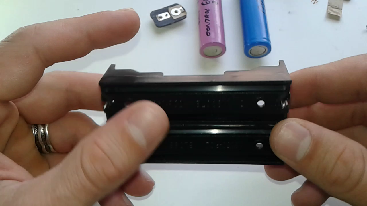 How to Make 9v Battery Pack Using 18650 : 7 Steps - Instructables