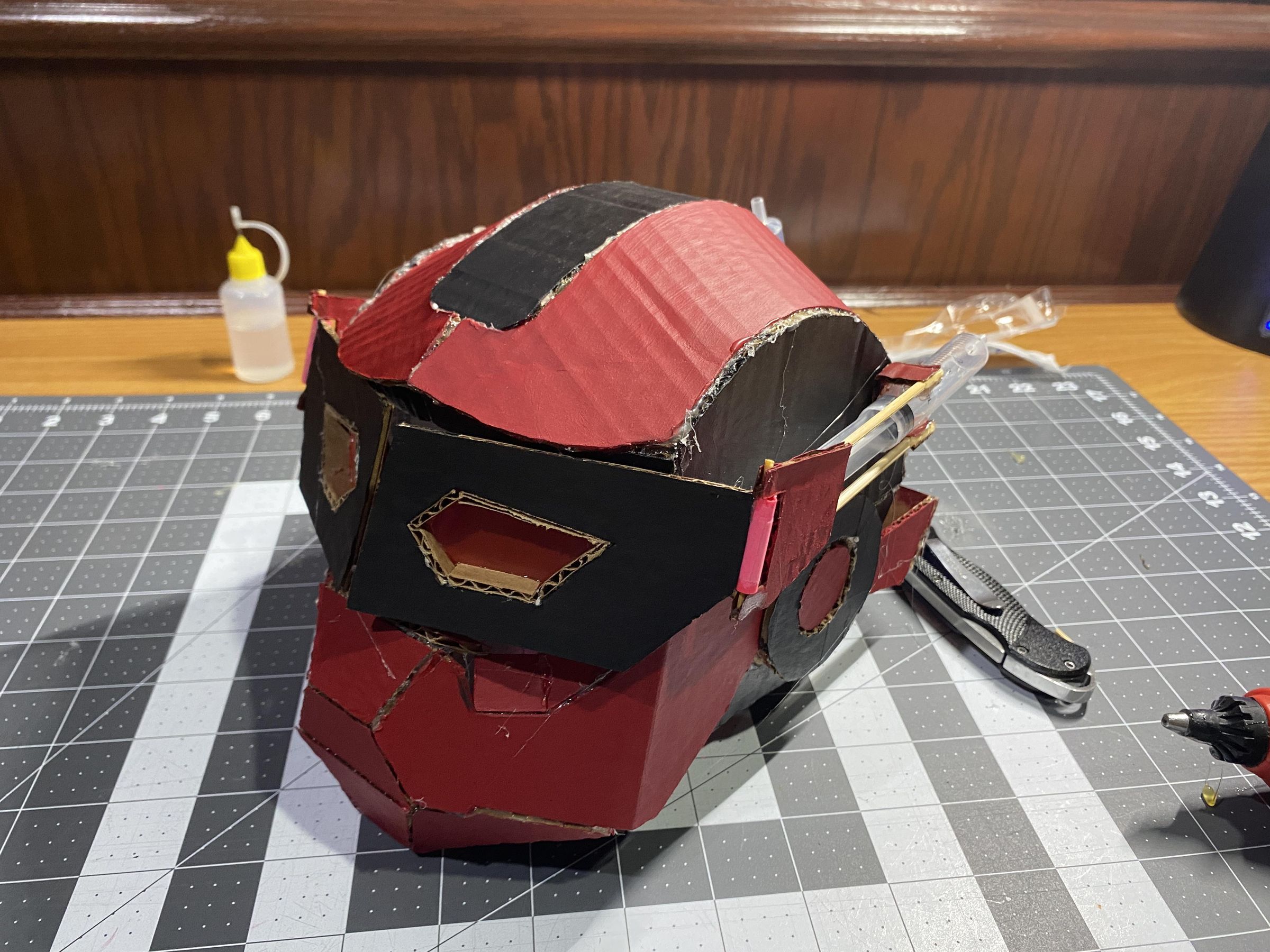 Transformers Hydraulic Mask : 13 Steps (with Pictures) - Instructables