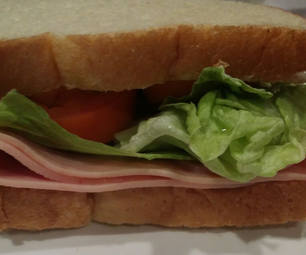 How to Make a Tasteful Ham Sandwich By: Roastables Inc. : 4 Steps ...