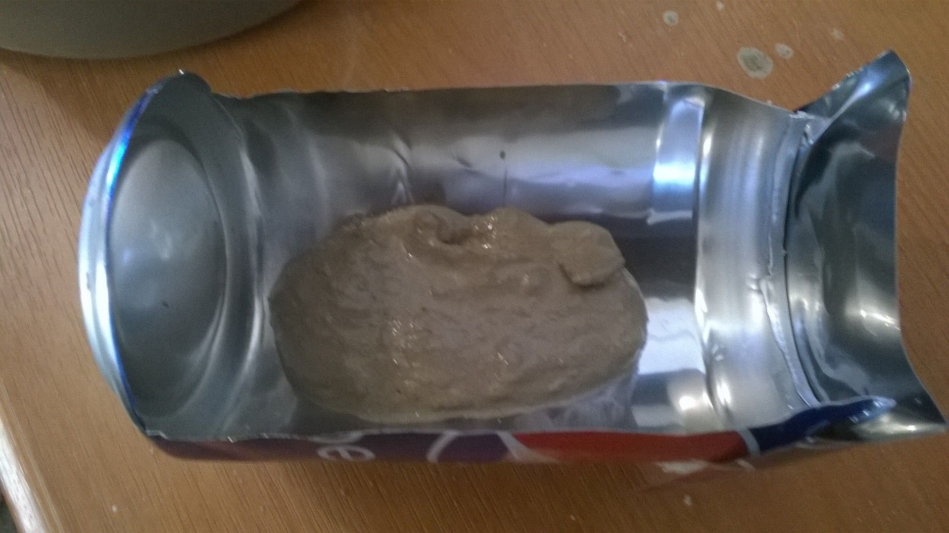 Coke Can Cast Concrete Candle Holder : 5 Steps (with Pictures ...
