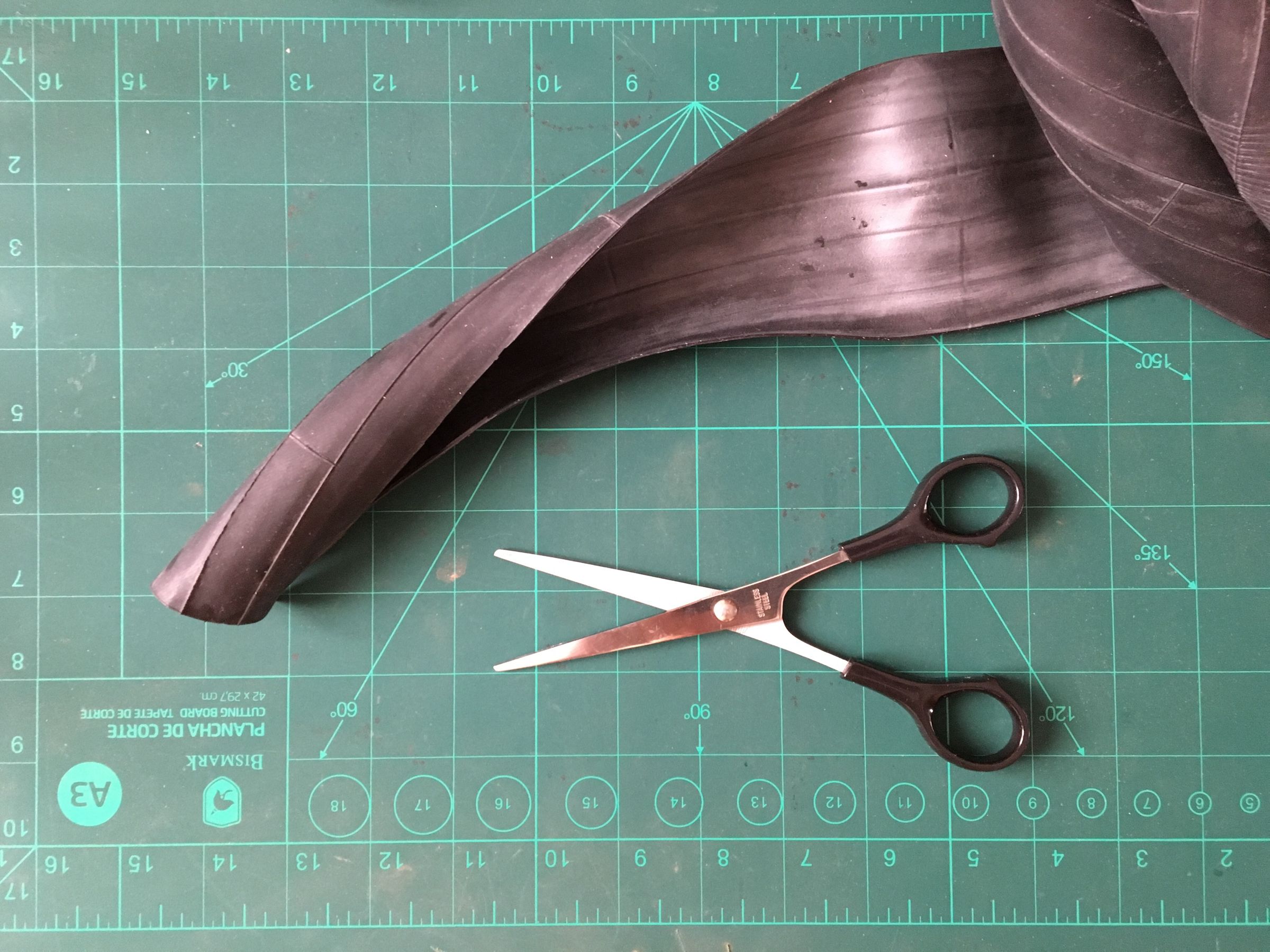 DIY Hand Sew Tablet/laptop/ebook Case With Recycled Inner Tube : 5 ...