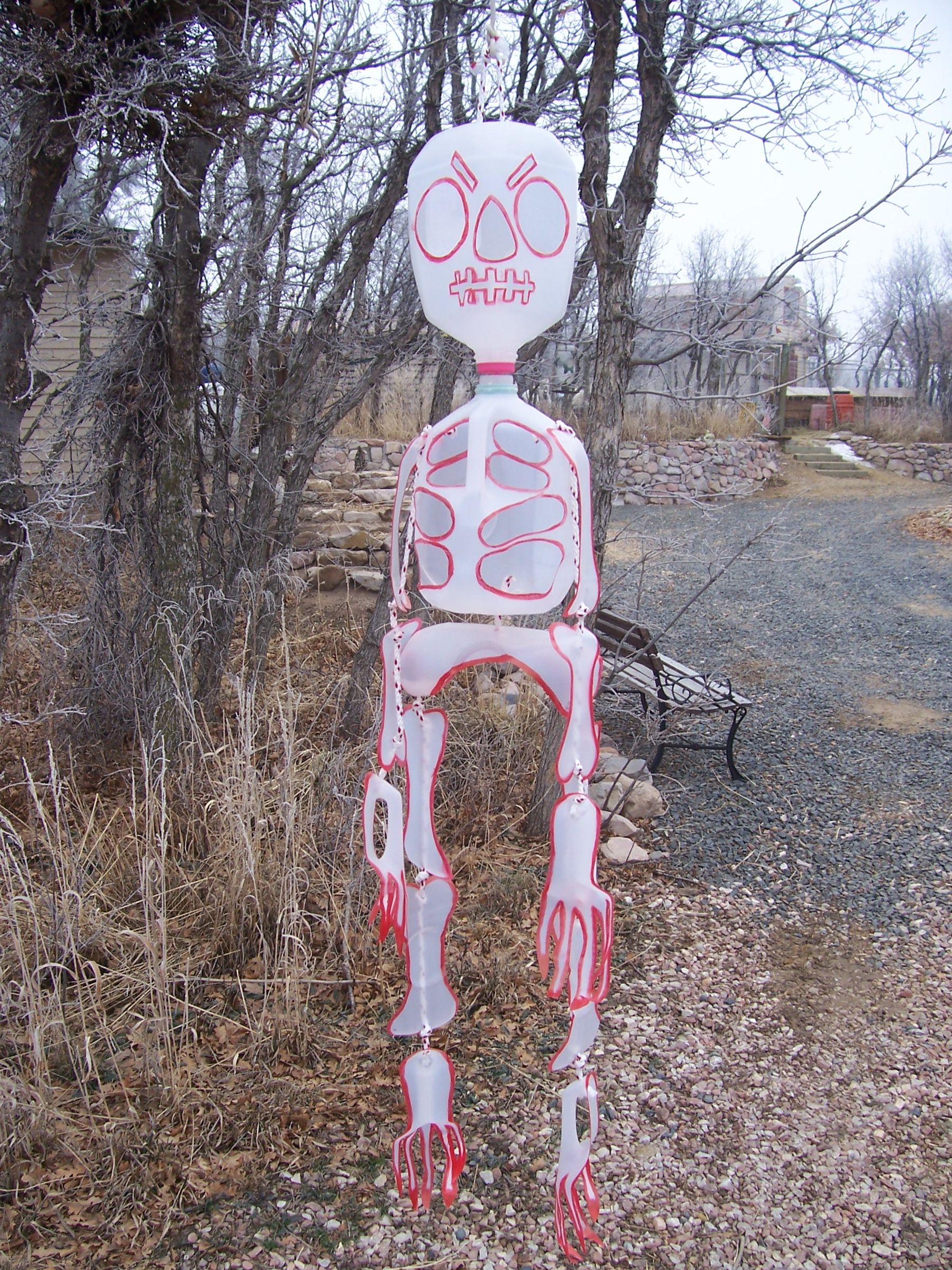 Skeleton Hangin' Tree : 9 Steps - Instructables