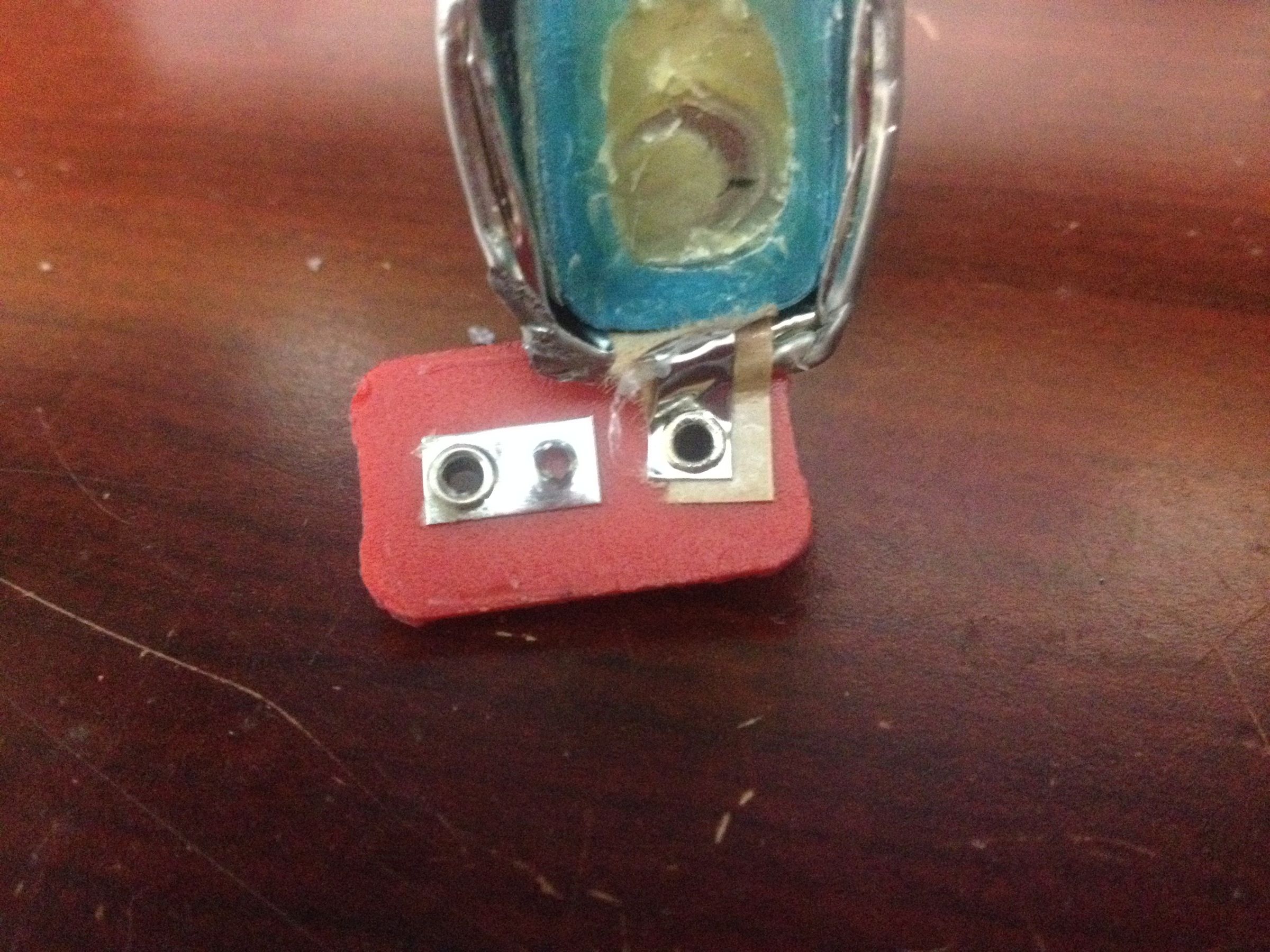 DIY 9 Volt Battery Clip : 5 Steps - Instructables