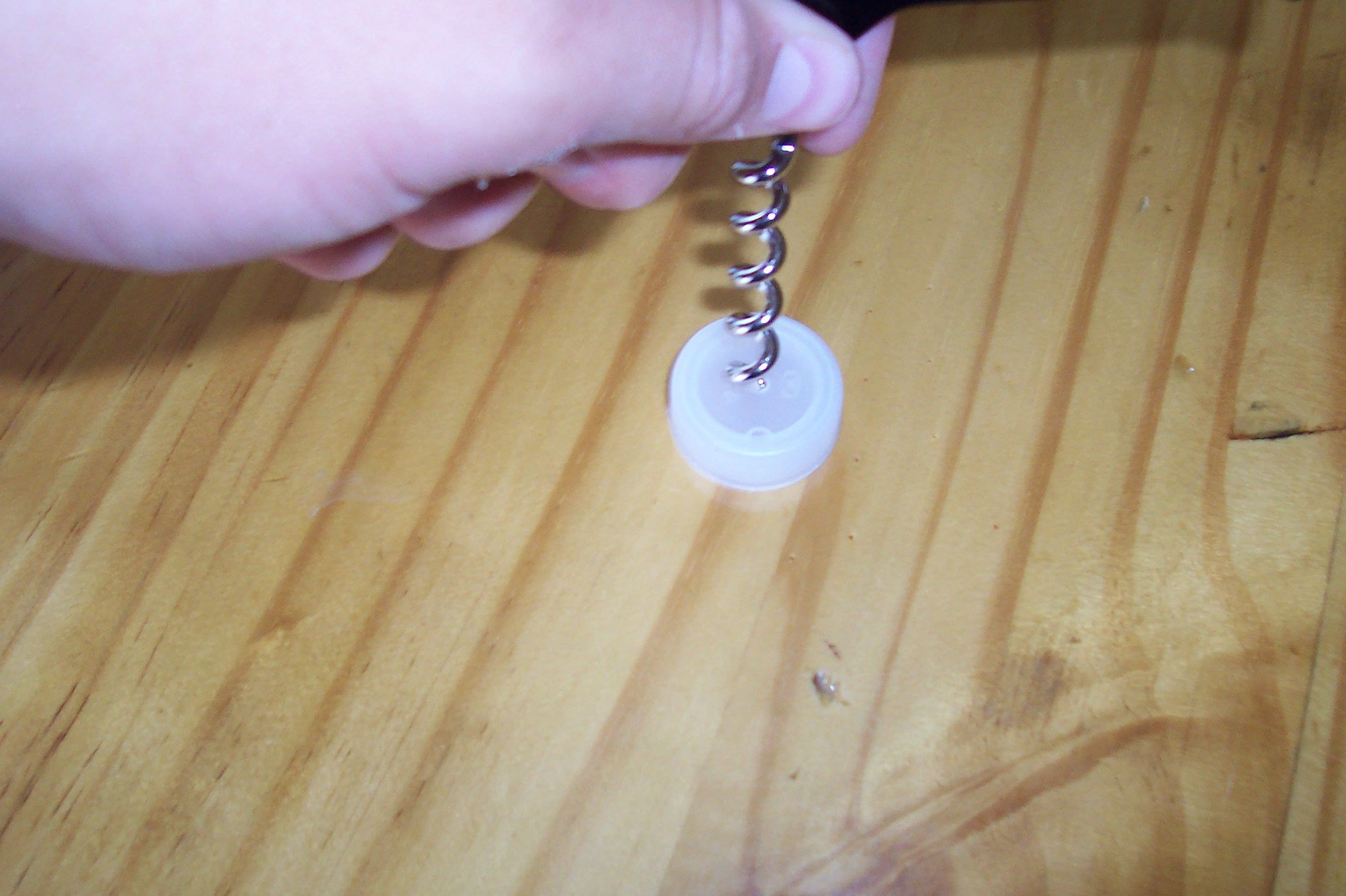 Super Easy Water Bottle Water Gun! : 3 Steps - Instructables