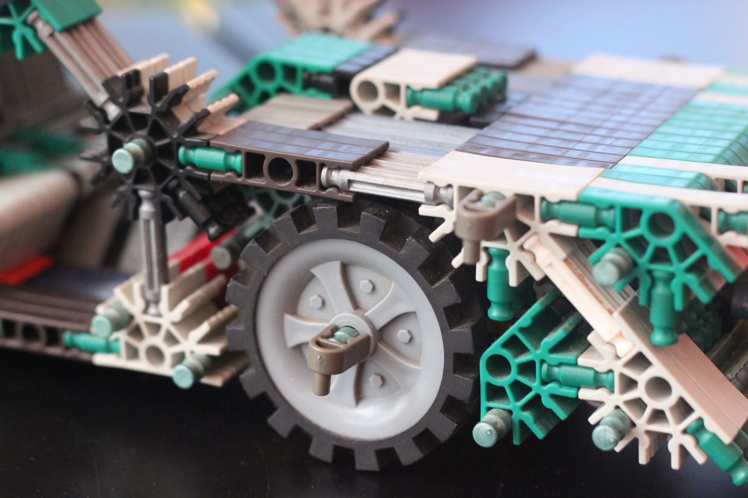 K'nex Mini Truck / Low Rider - Instructables
