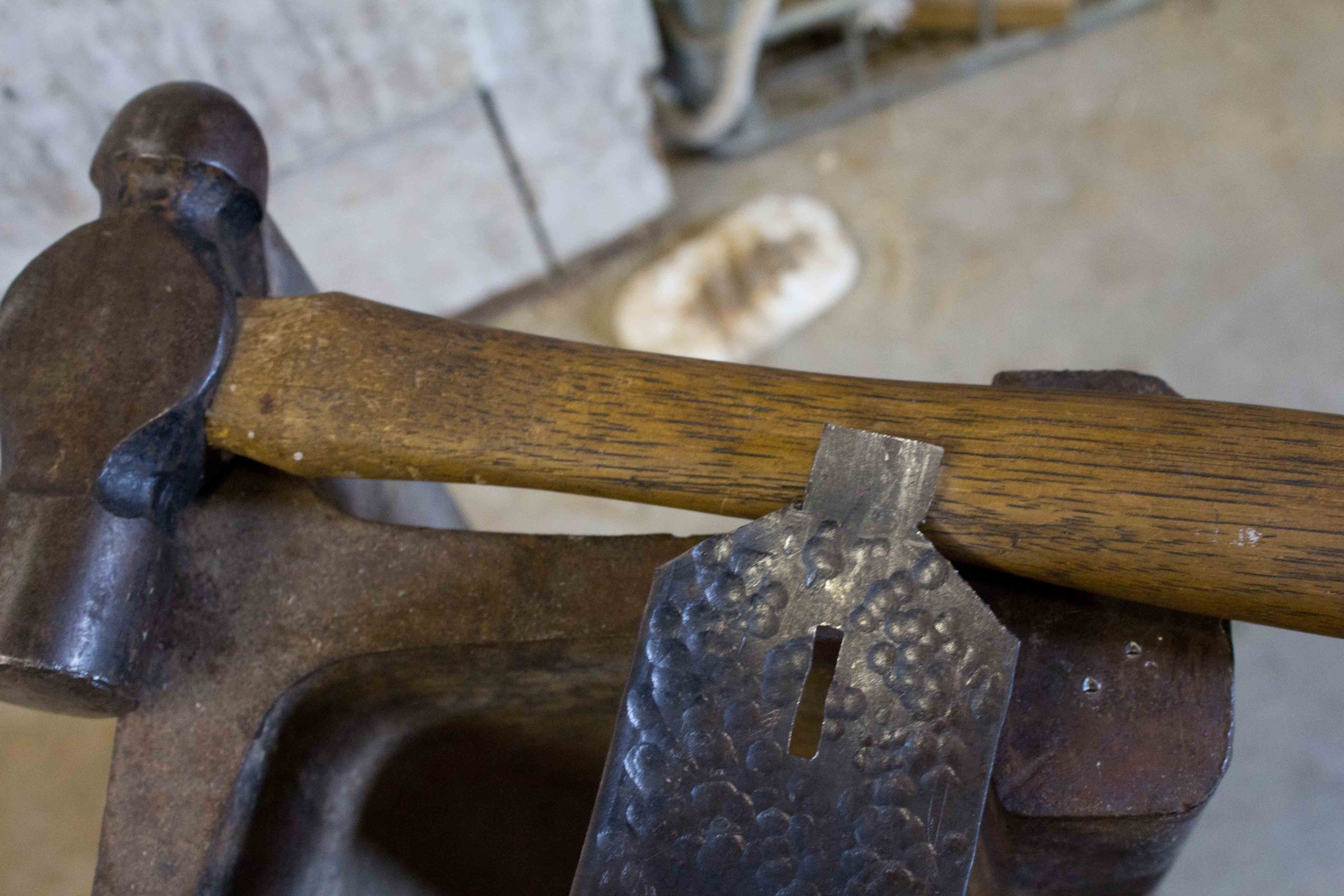 Hand Guard for a Sword : 3 Steps - Instructables