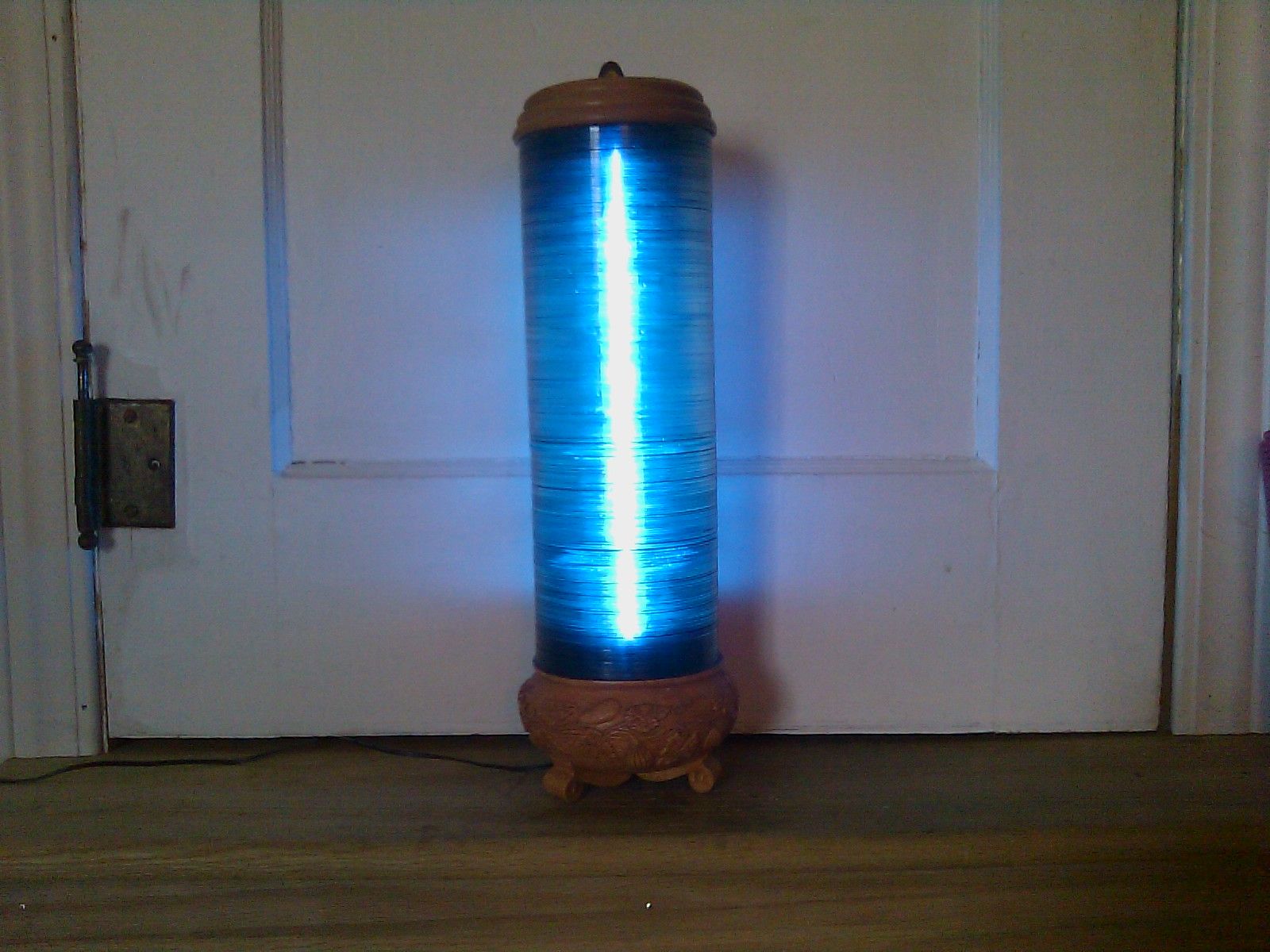 CD Tower Light : 7 Steps - Instructables