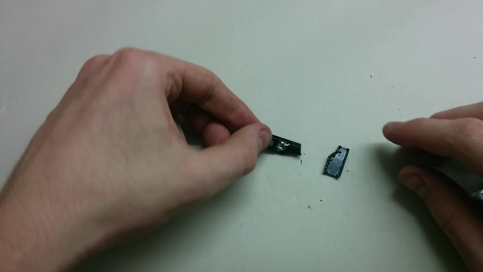 How to Make USB OTG Cable : 5 Steps (with Pictures) - Instructables