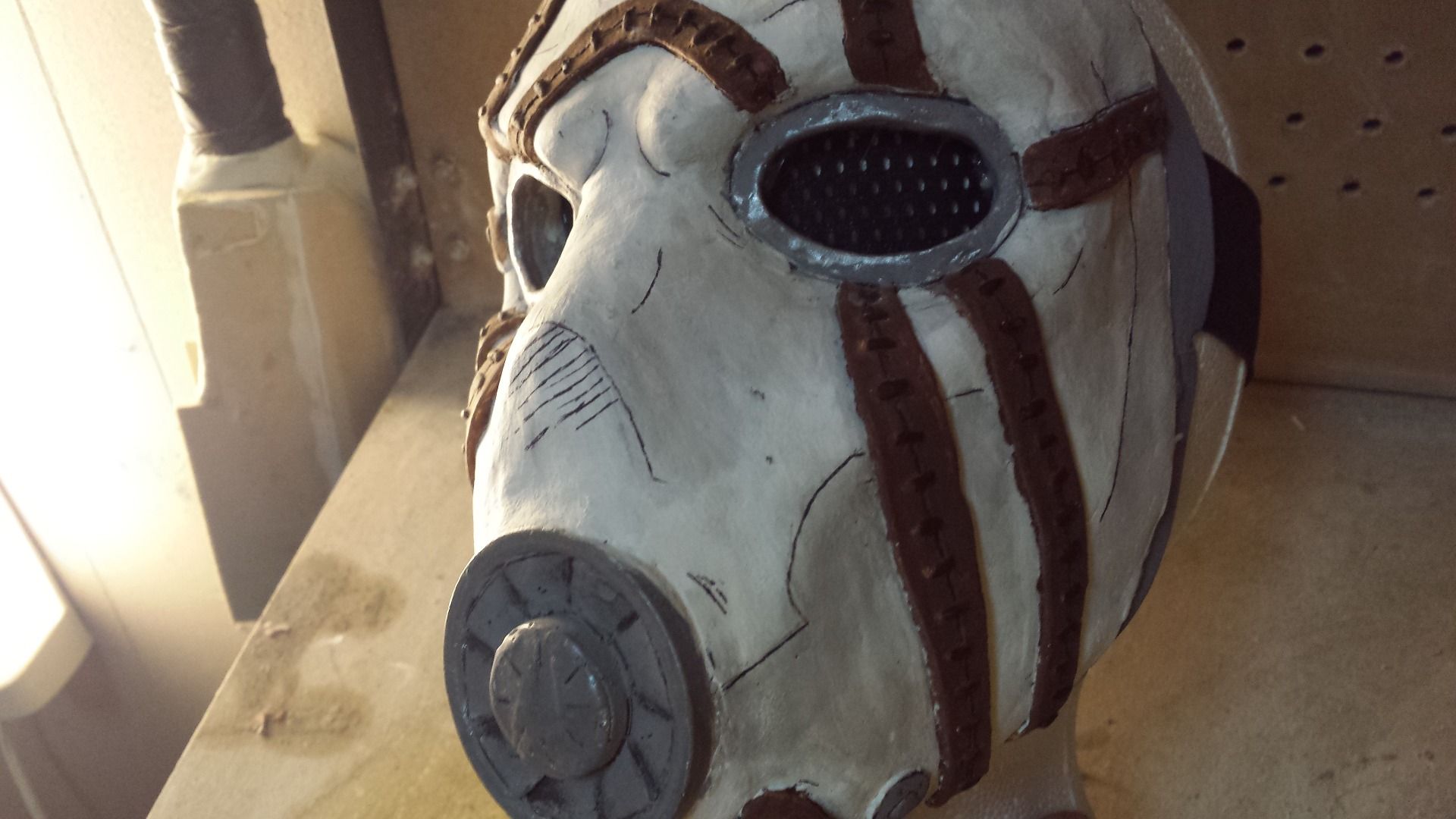 How to Make a Borderlands Psycho Mask: : 6 Steps (with Pictures ...