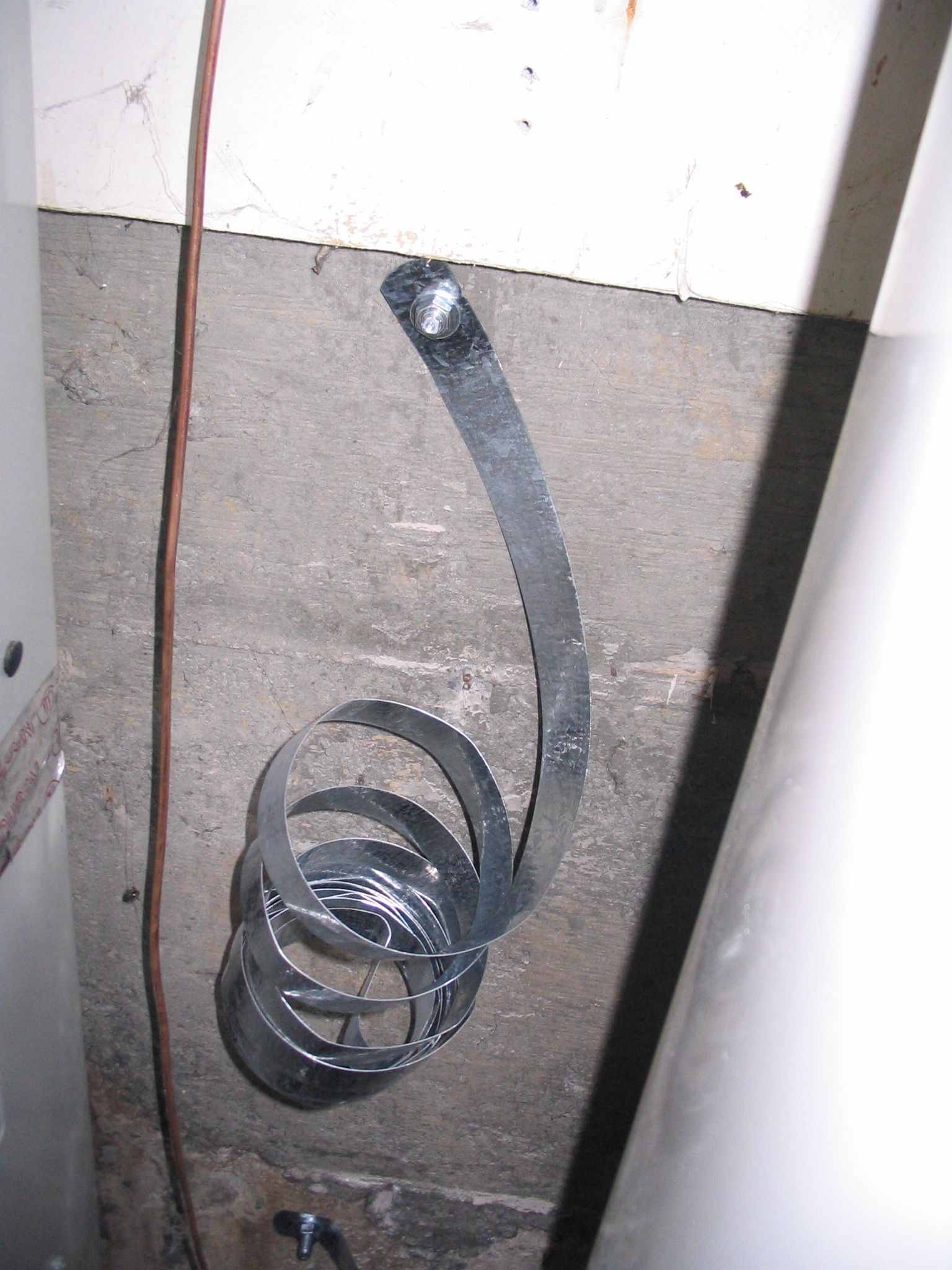 How to Secure Your Water Heater Against an Earthquake : 8 Steps (with ...