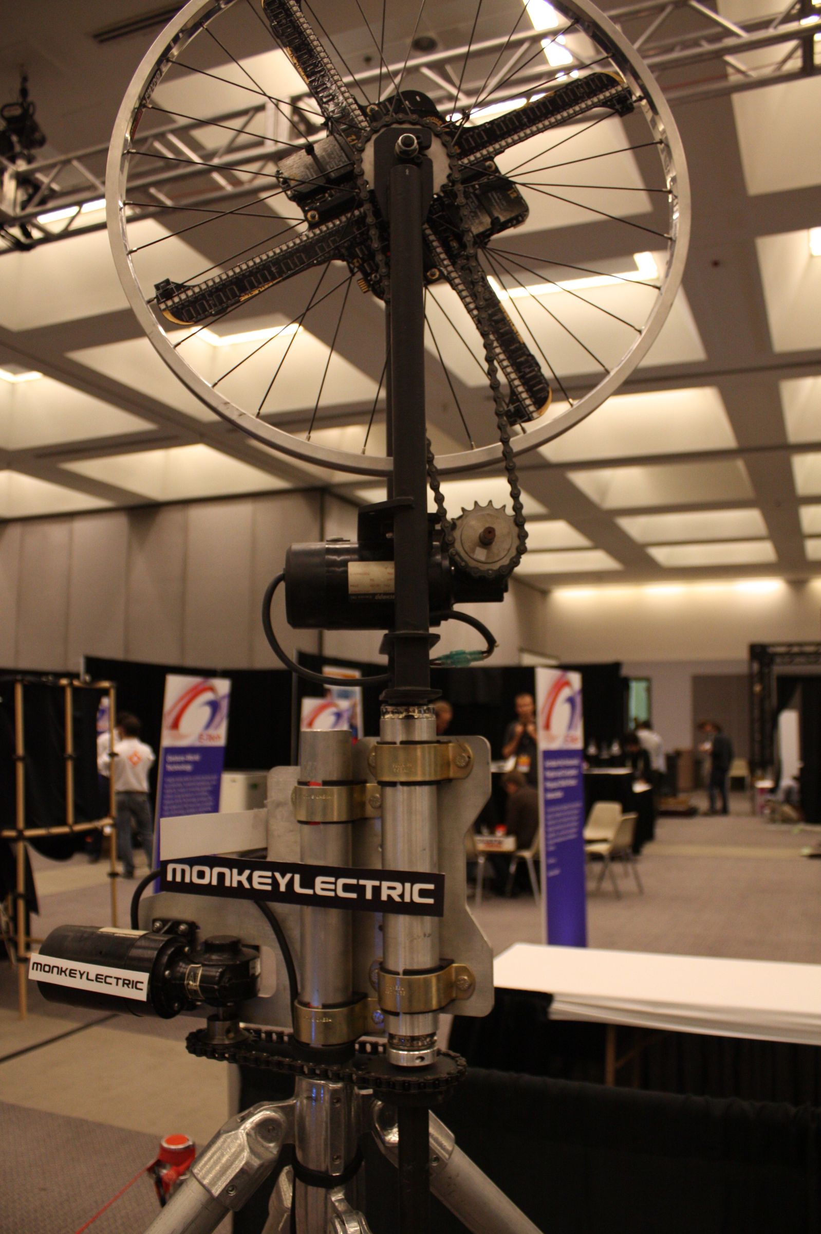 N00tron 3D Spherical Volumetric Display - Interactive Exhibit : 15 ...