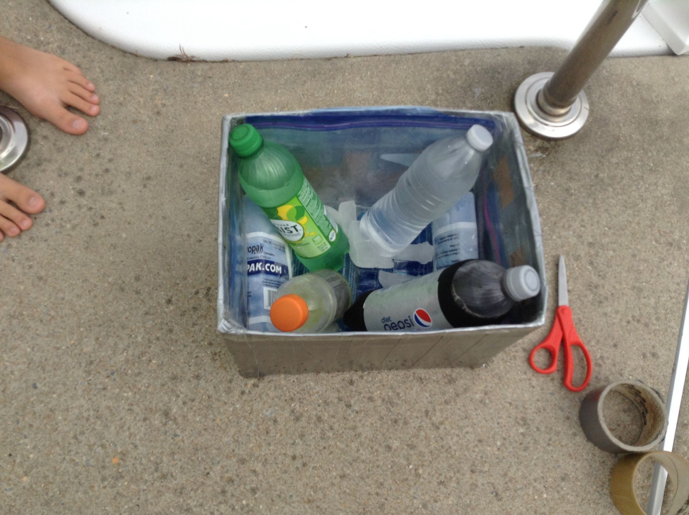 Easy Cardboard Floating Cooler : 3 Steps (with Pictures) - Instructables