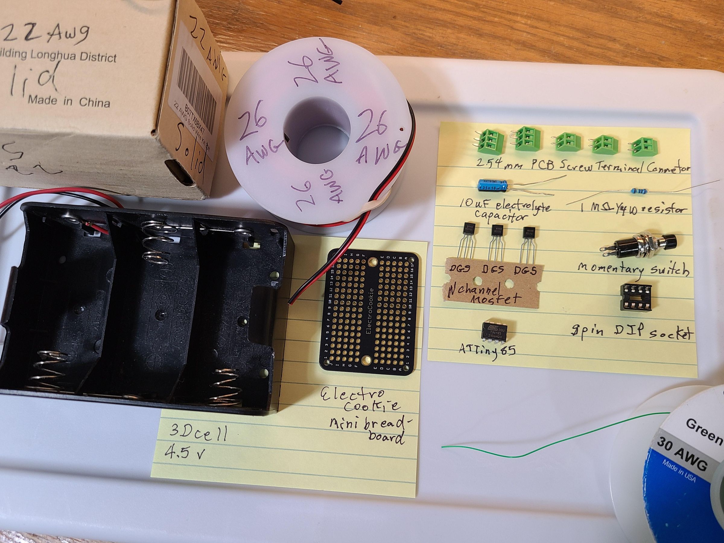 Attiny85 AVR PWM Haunted House Model LED Lights : 6 Steps - Instructables