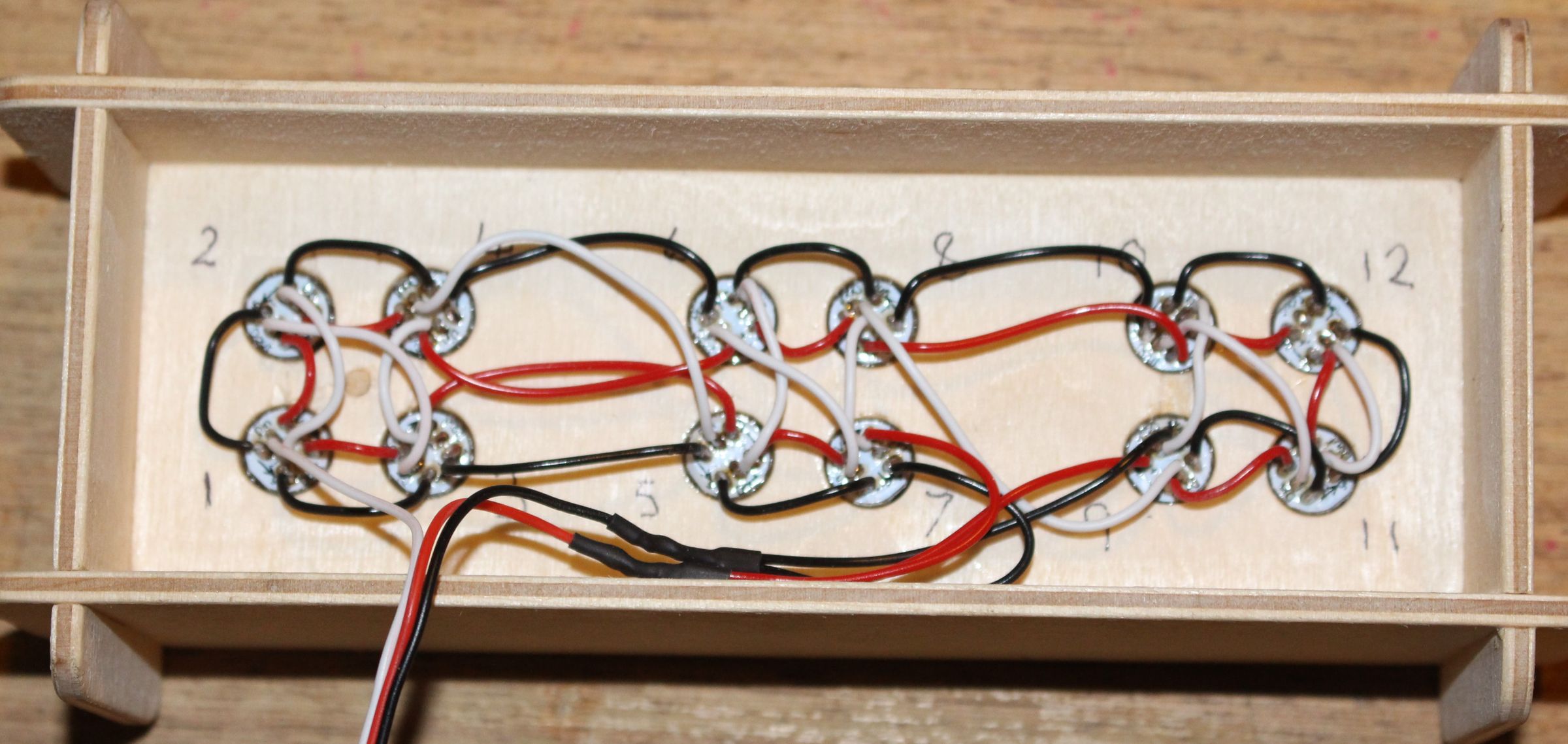 XCLOCK (Tri-Colour Binary Clock) : 3 Steps (with Pictures) - Instructables