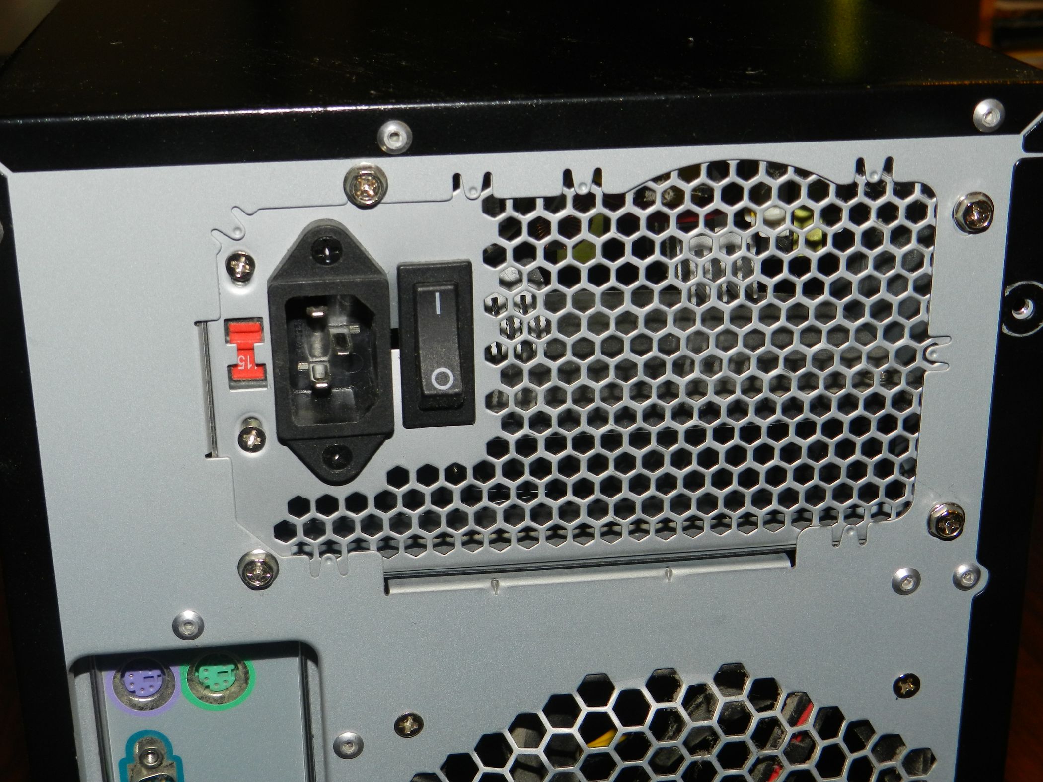 How to Test and Replace a Power Supply for Your Home Computer : 14 ...