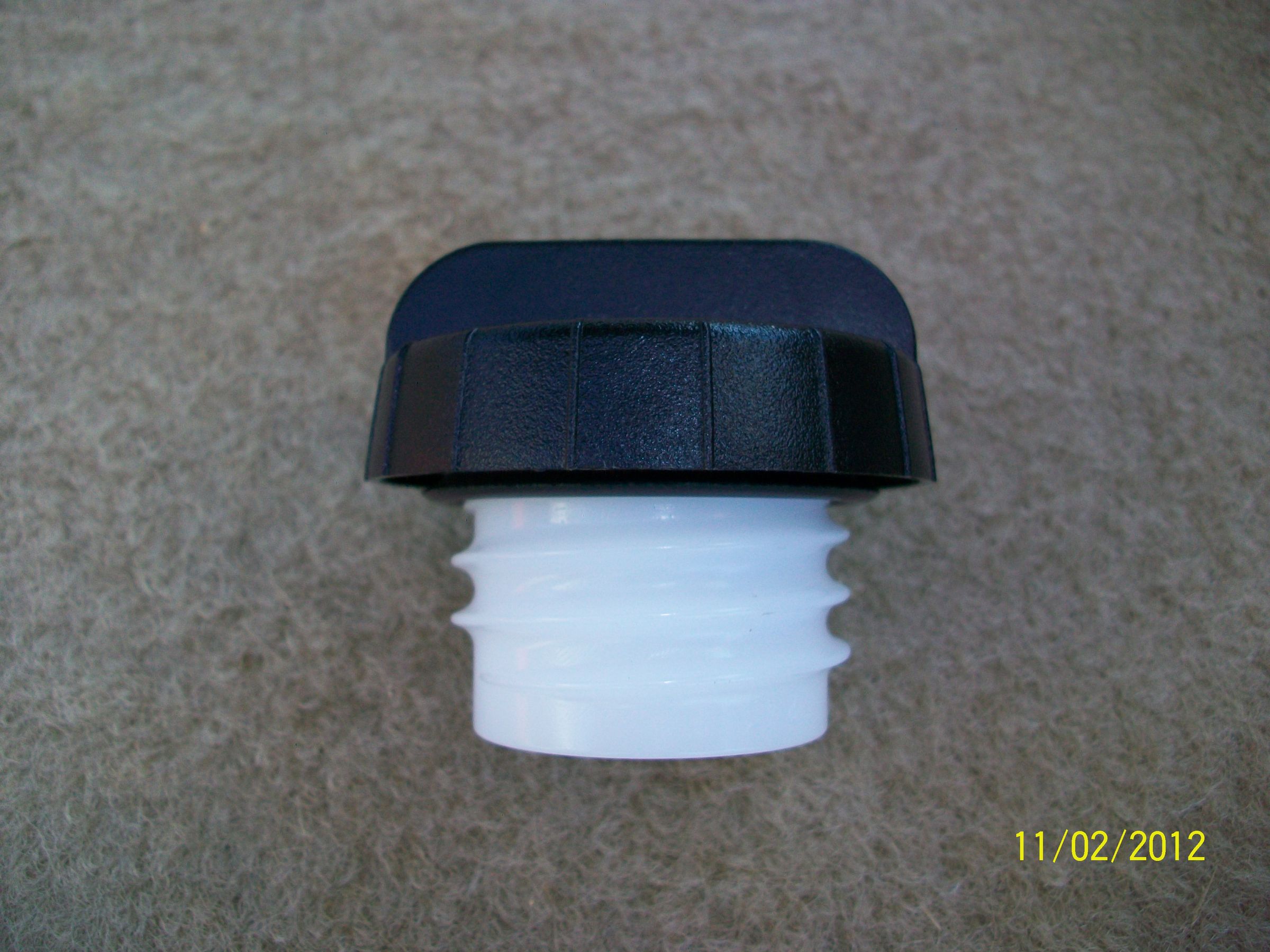 Never Lose Your Gas Cap (Again) : 4 Steps - Instructables