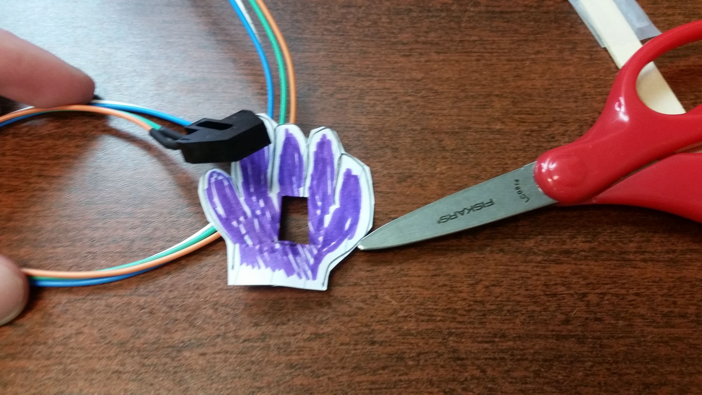 High Five Robot : 10 Steps - Instructables