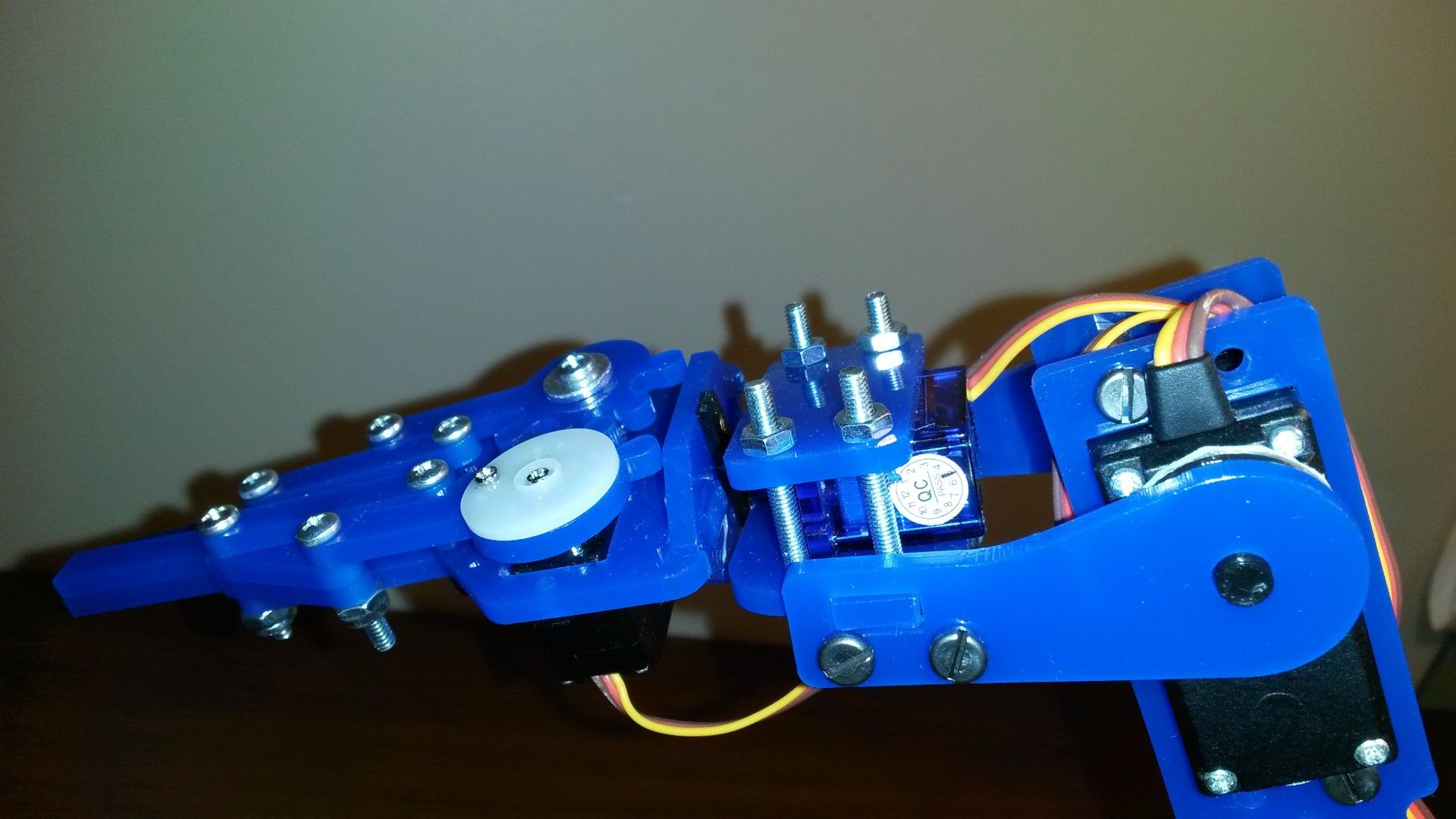 Arduino Controlled Robotic Arm W/ 6 Degrees of Freedom : 5 Steps (with ...