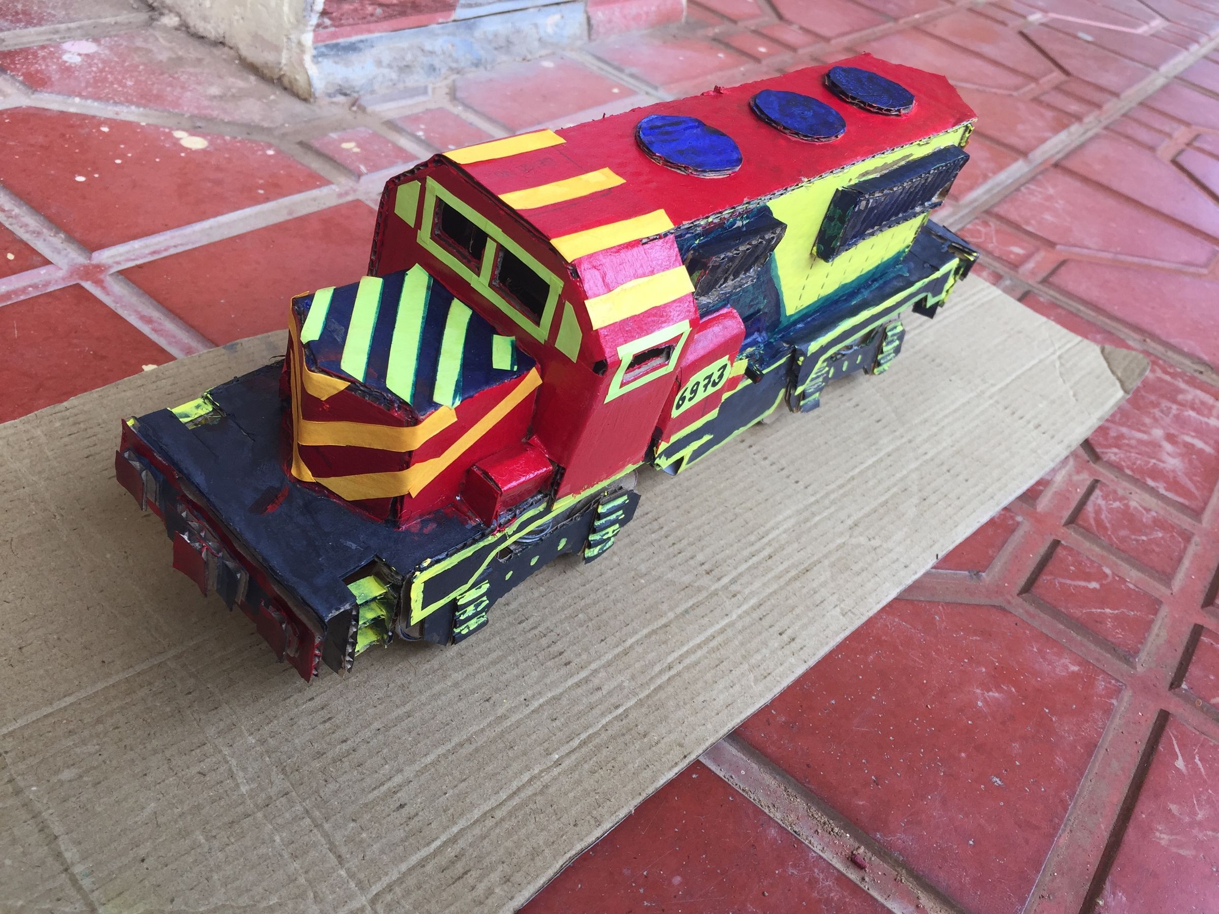 DIY Cardboard Train Engine : 5 Steps (with Pictures) - Instructables