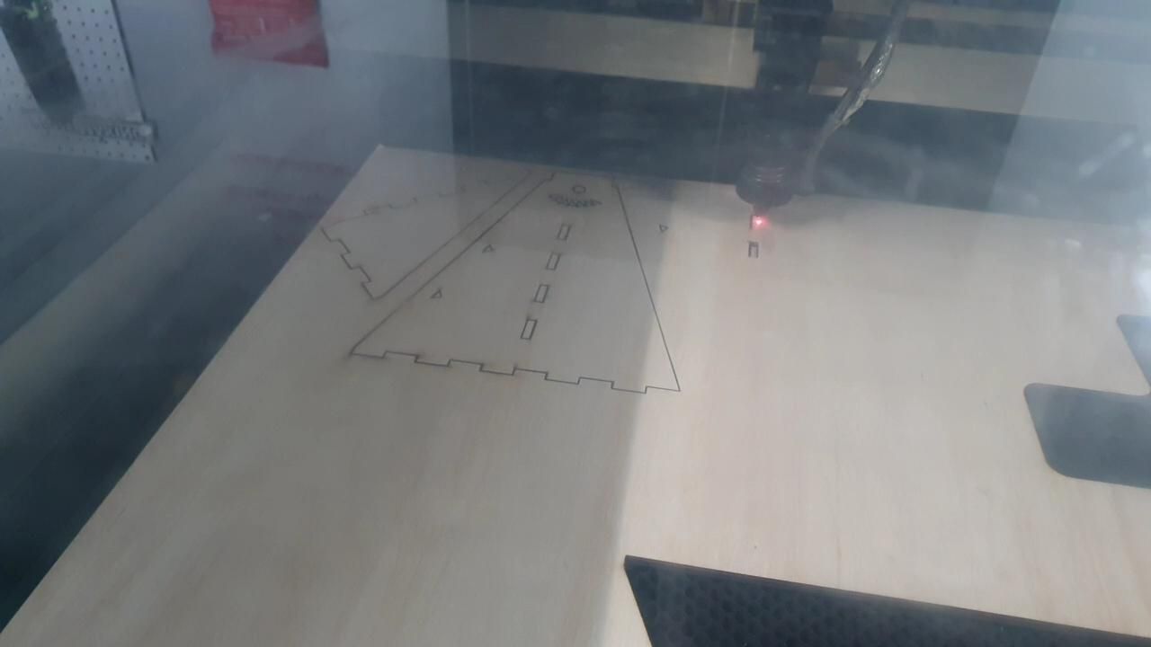 Trebuchet From Laser Cut Wood and 3D Prints. : 6 Steps - Instructables