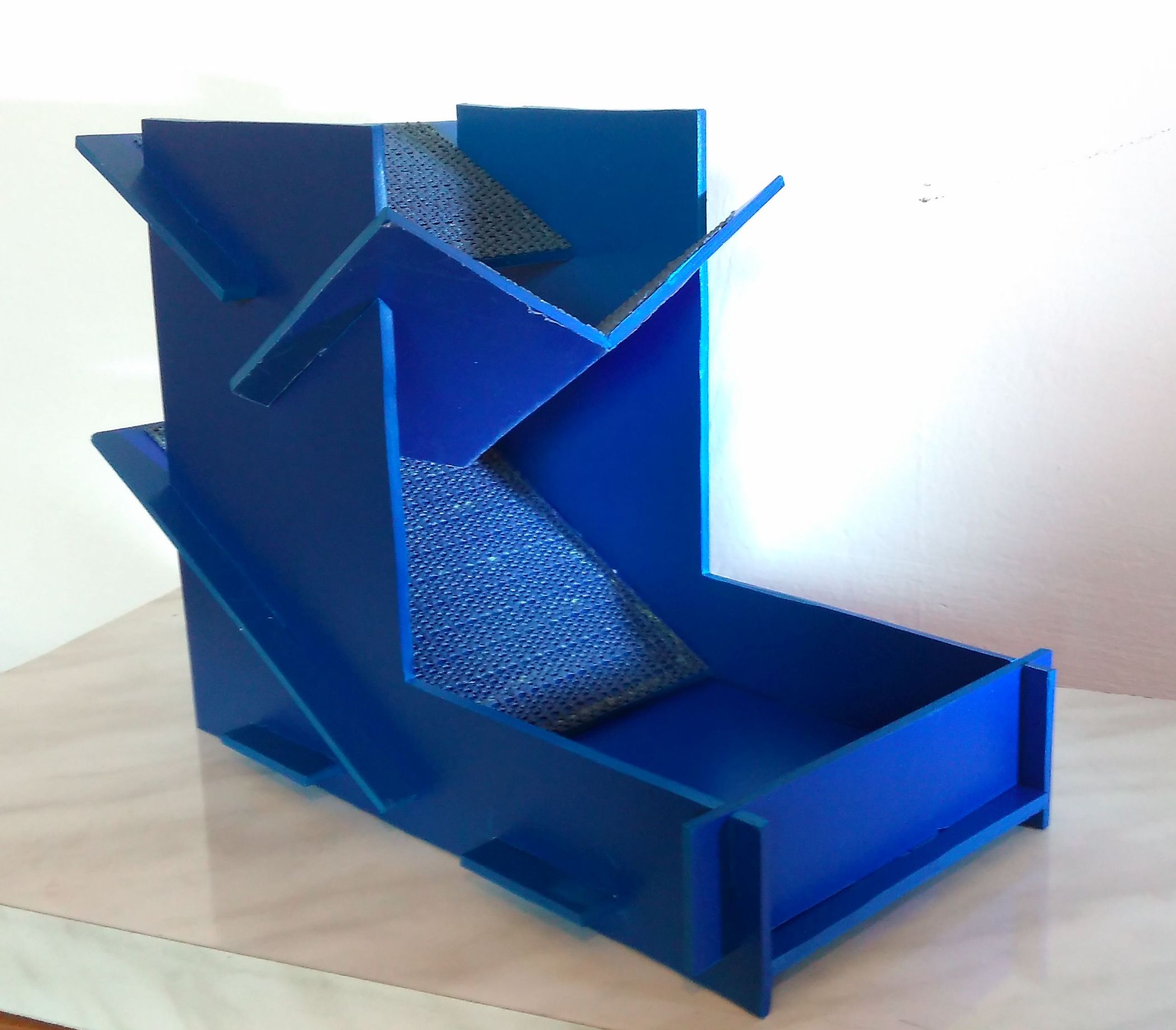 Double Slanted, Collapsible Dice Tower : 7 Steps (with Pictures ...